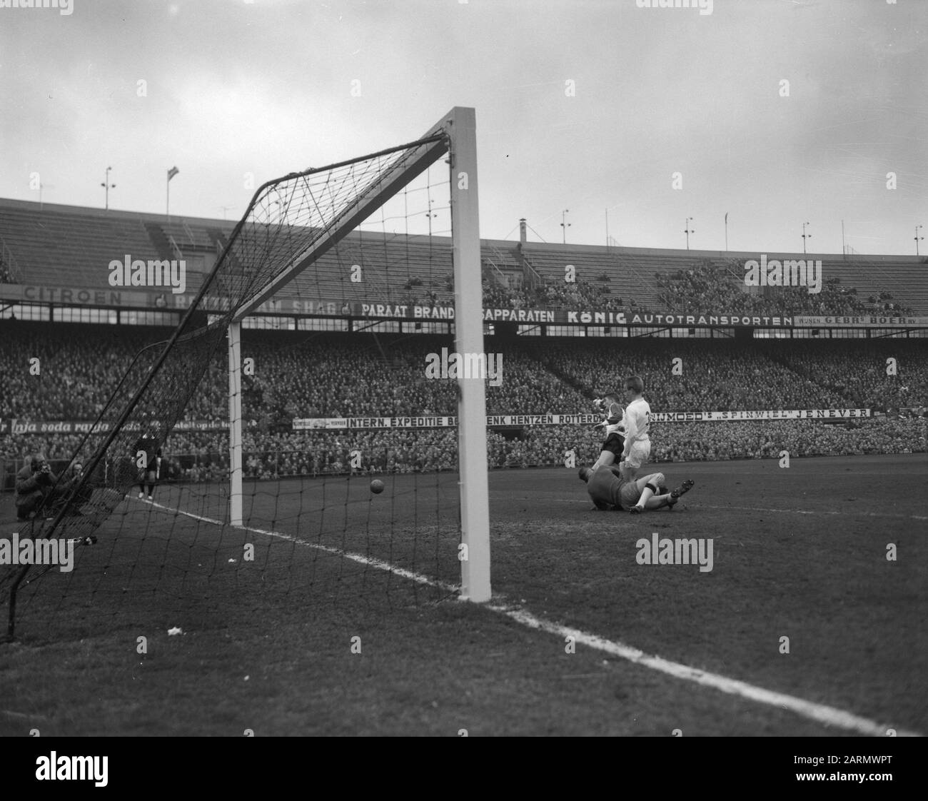 15 game moments Black and White Stock Photos & Images - Alamy