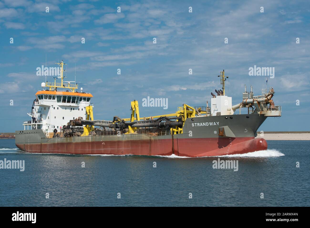 Trailing Suction Hopper Dredger Stock Photos & Trailing Suction Hopper ...