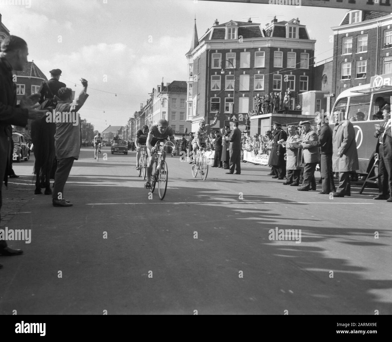 Biking athletes Black and White Stock Photos & Images - Alamy