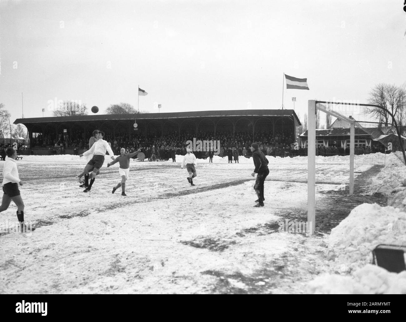 Khfc against old internationals hi-res stock photography and images - Alamy