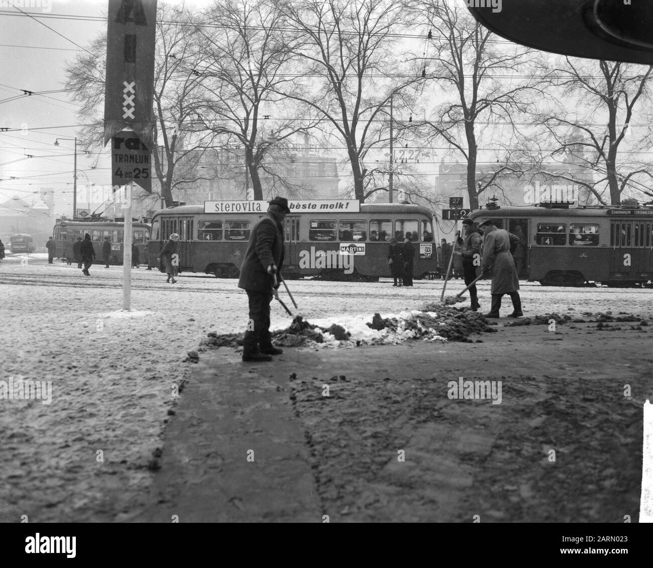 Weather 1963 snow hi-res stock photography and images - Alamy