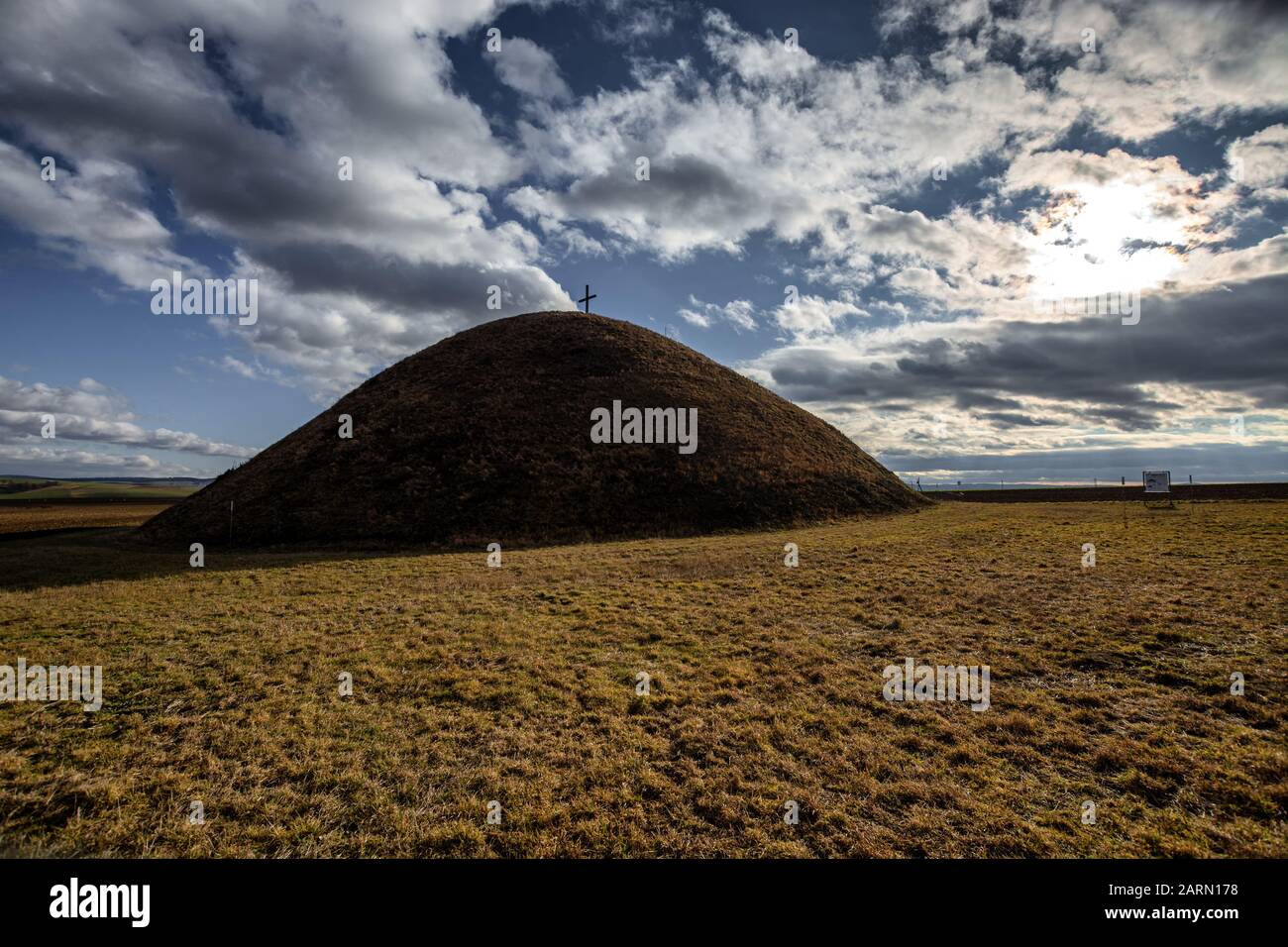 Burial mound excavation hi-res stock photography and images - Alamy
