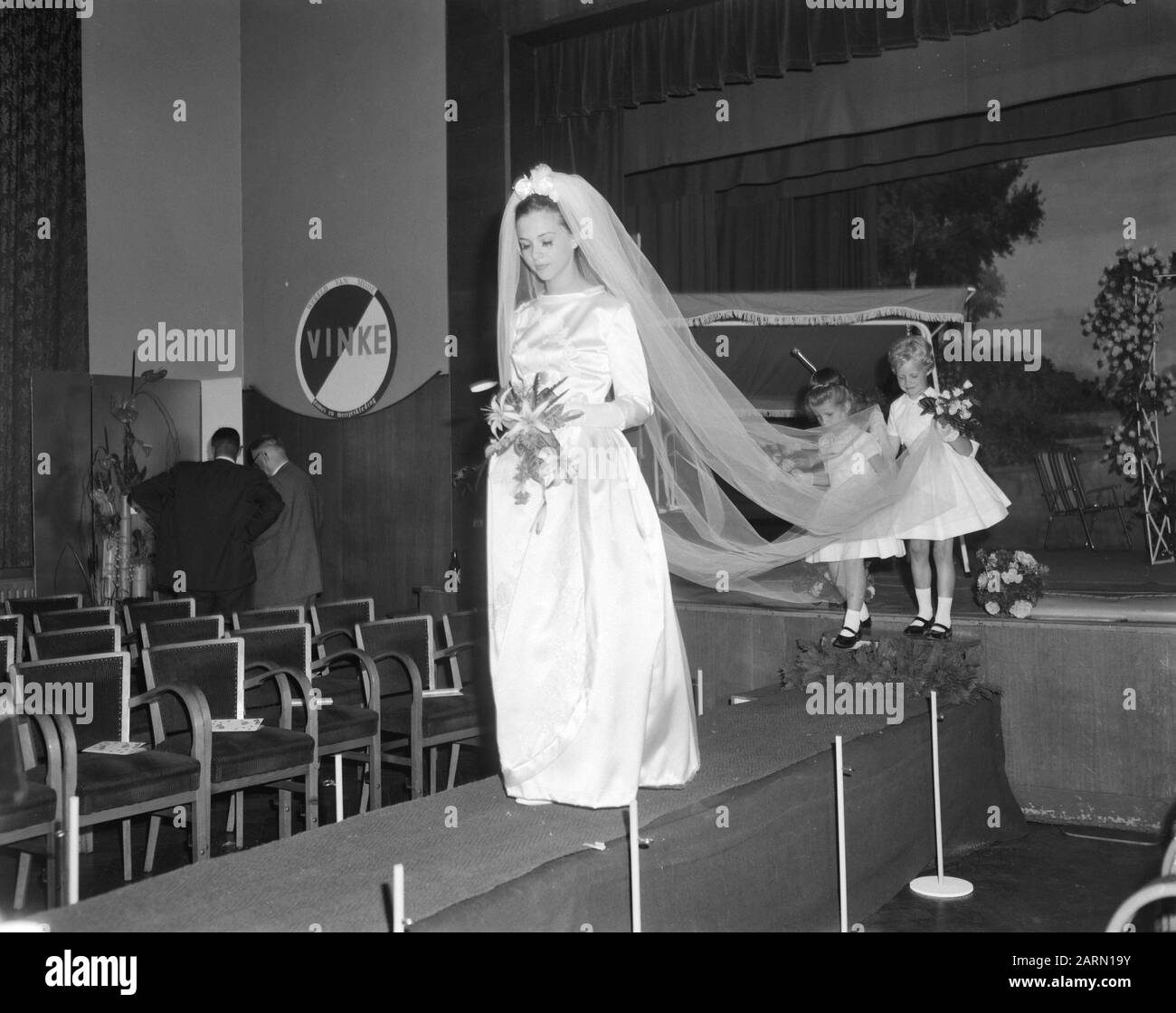 June 5 1963 Black and White Stock Photos & Images - Alamy