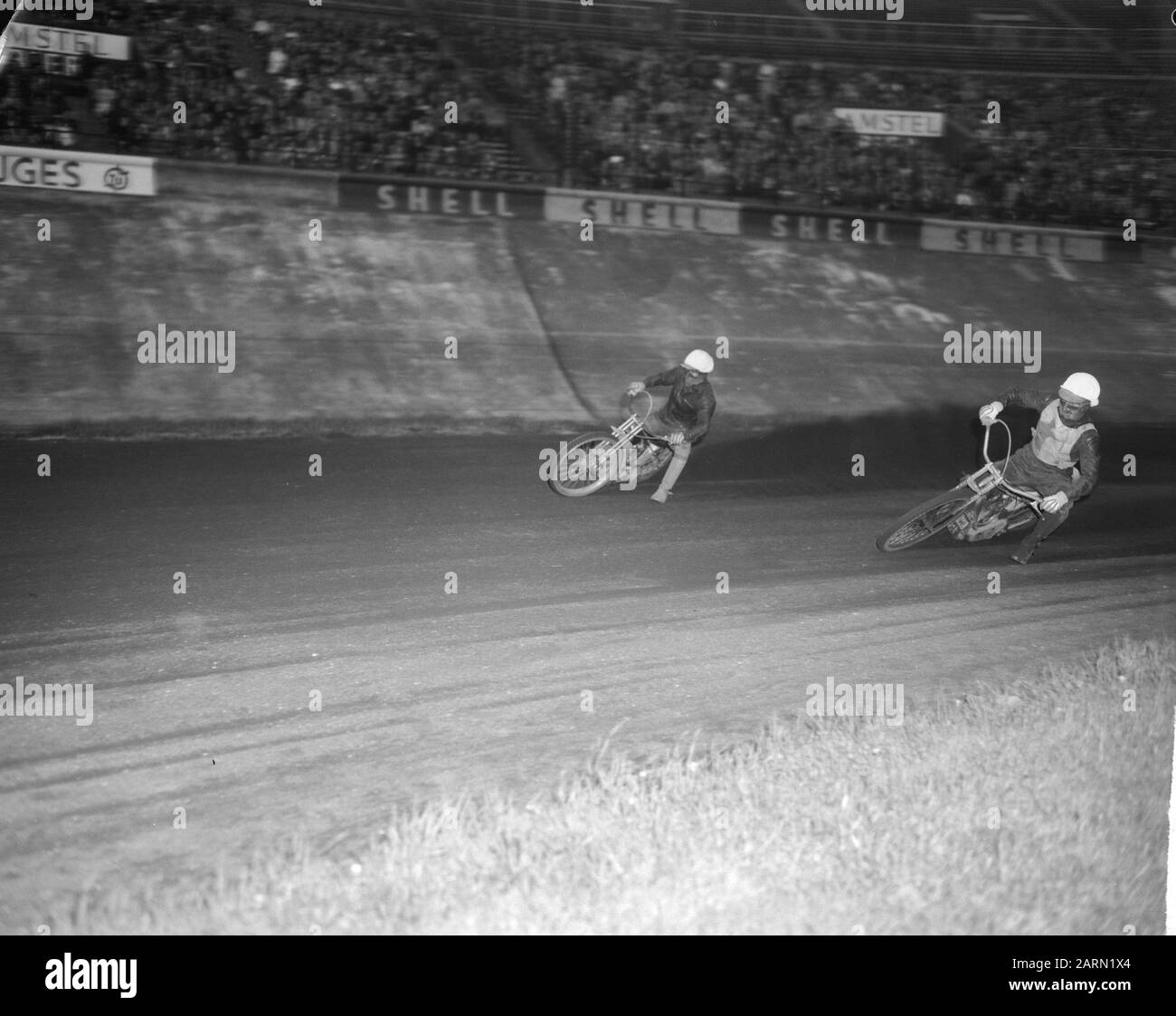 Vierlanden Speedway Races in Olympic Stadium. Voorop Chum Taylor ...