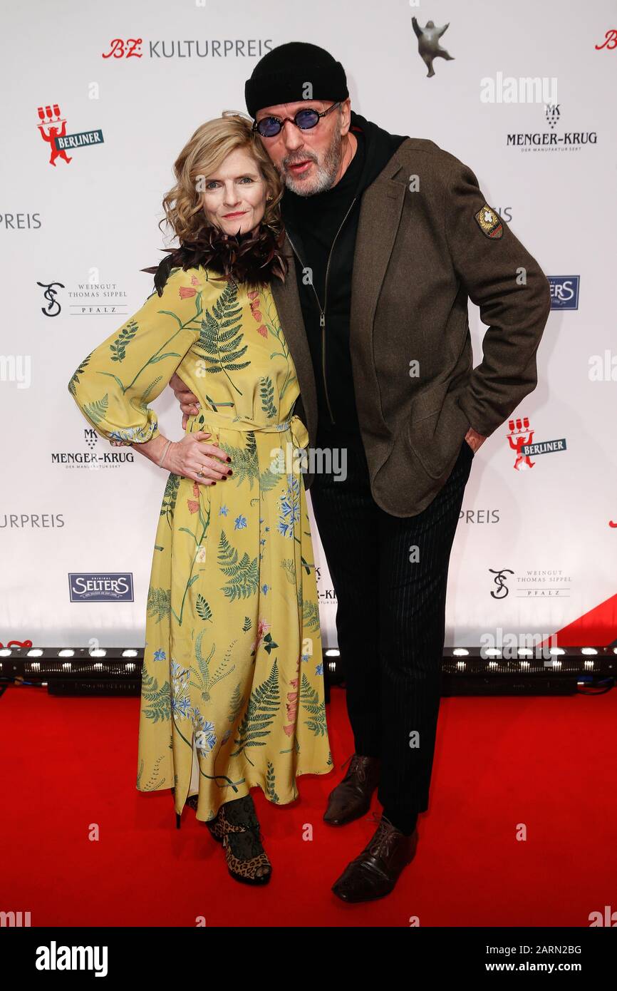 Berlin, Germany. 28th Jan, 2020. Hans Werner Olm and Mrs. Cornelia Utz ...