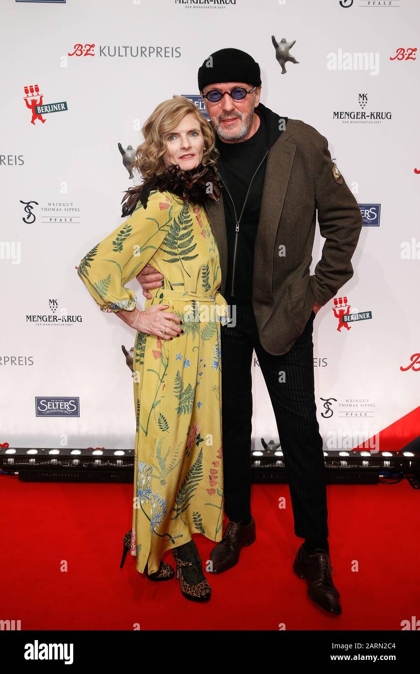 Berlin, Germany. 28th Jan, 2020. Hans Werner Olm and Mrs. Cornelia Utz ...