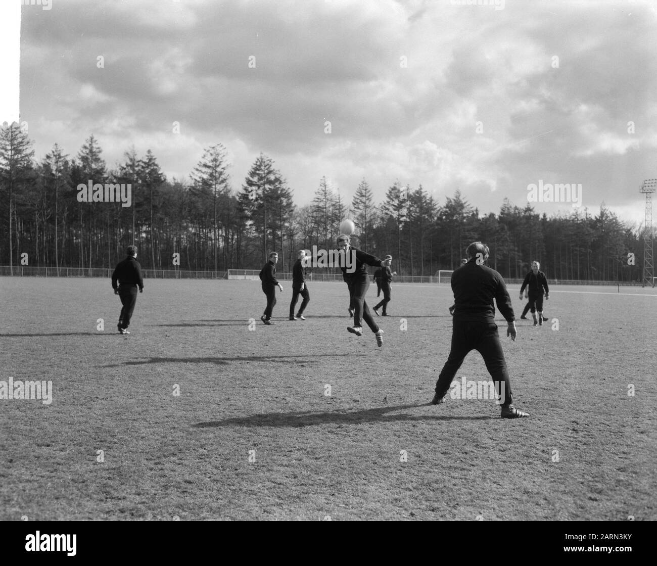 Coach elek schwartz hi-res stock photography and images - Alamy