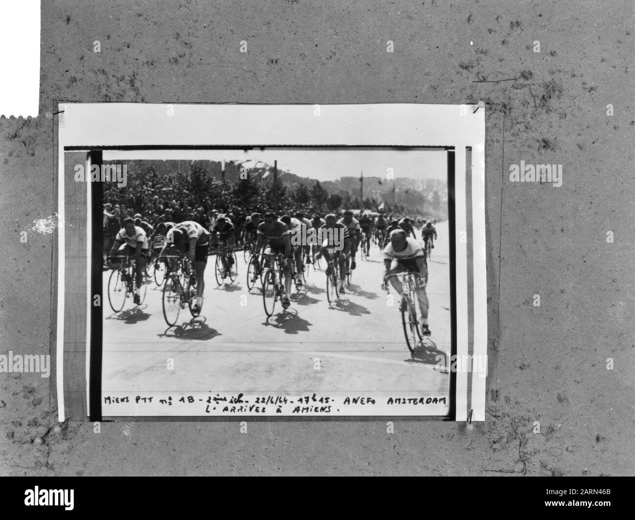 Tour de France 2nd stage finish in foreground Barrigade Date: 23 June ...