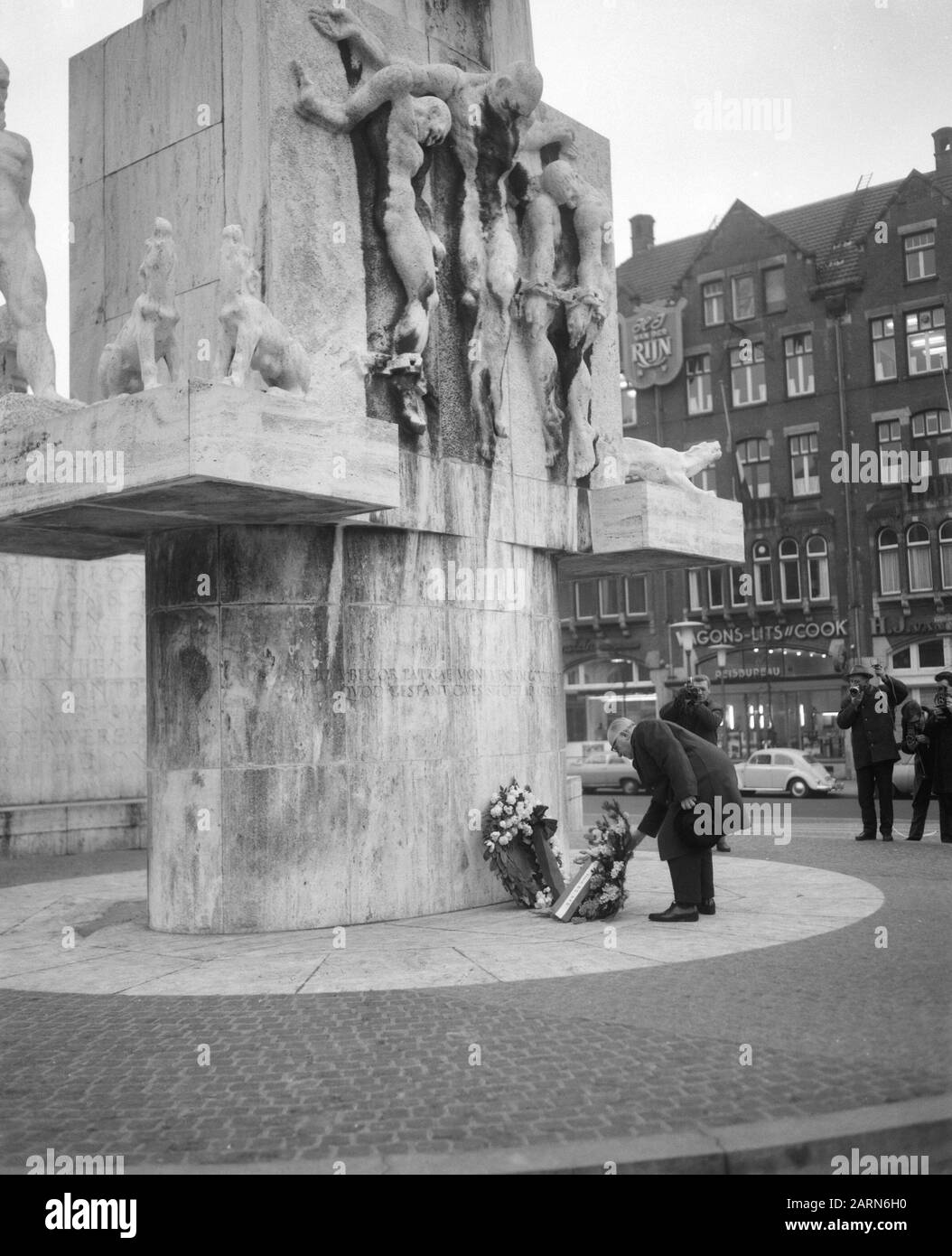 National monument de dam Black and White Stock Photos & Images - Alamy