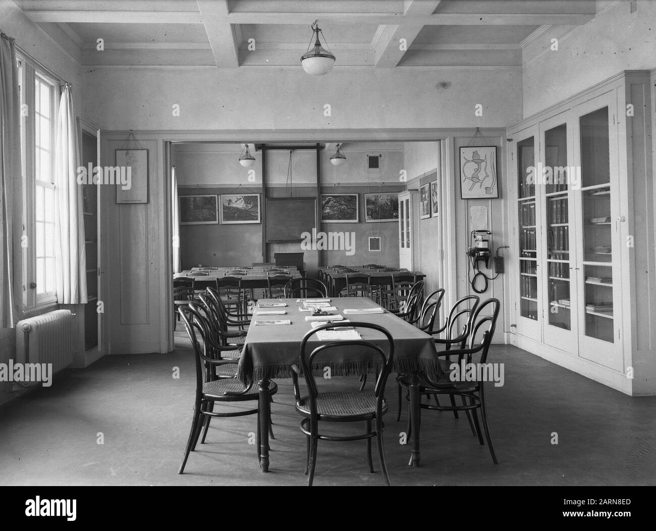 buildings and monuments knhm, interiors, reading rooms Date: undated ...