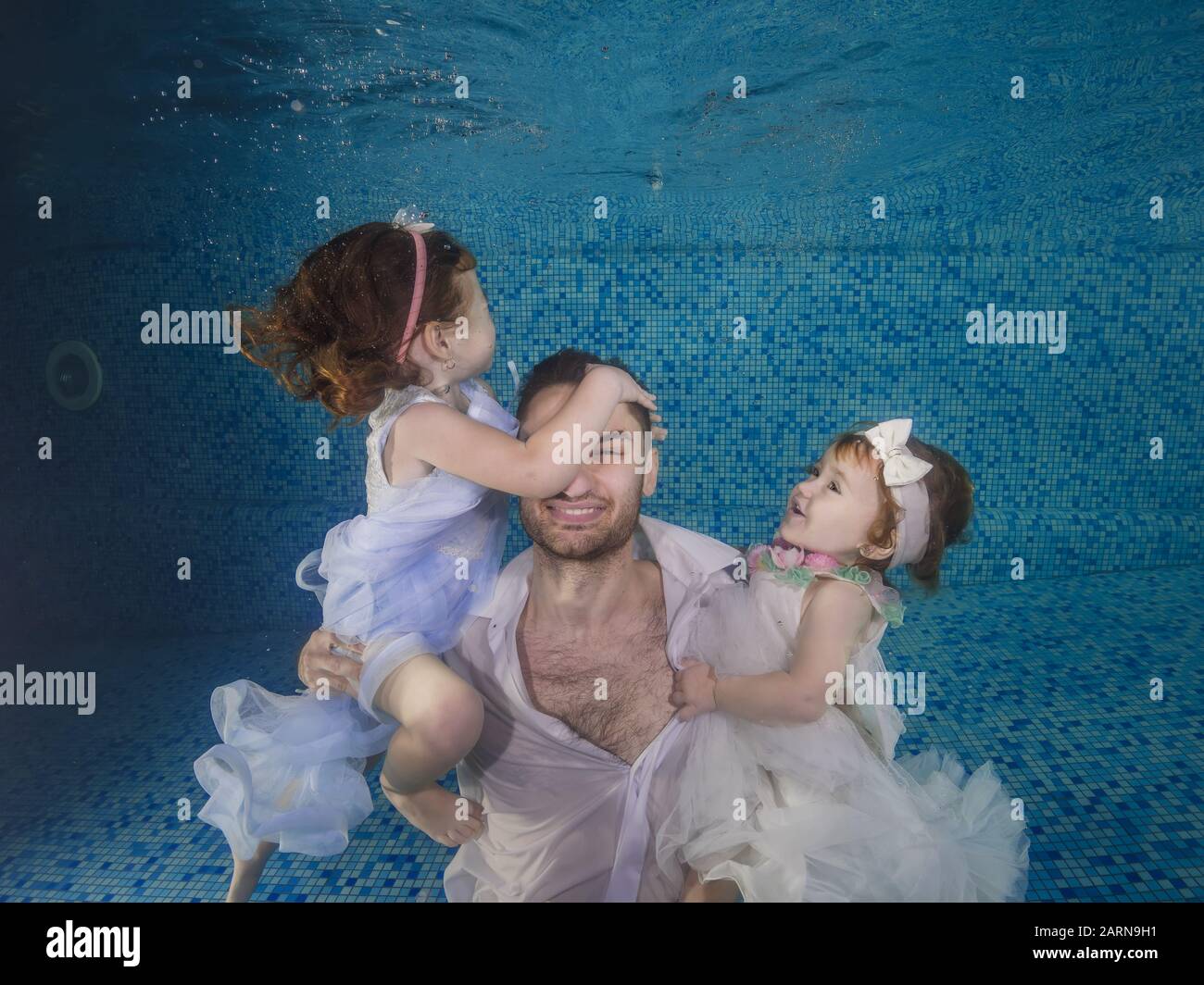 Pictures children diving hi-res stock photography and images - Alamy