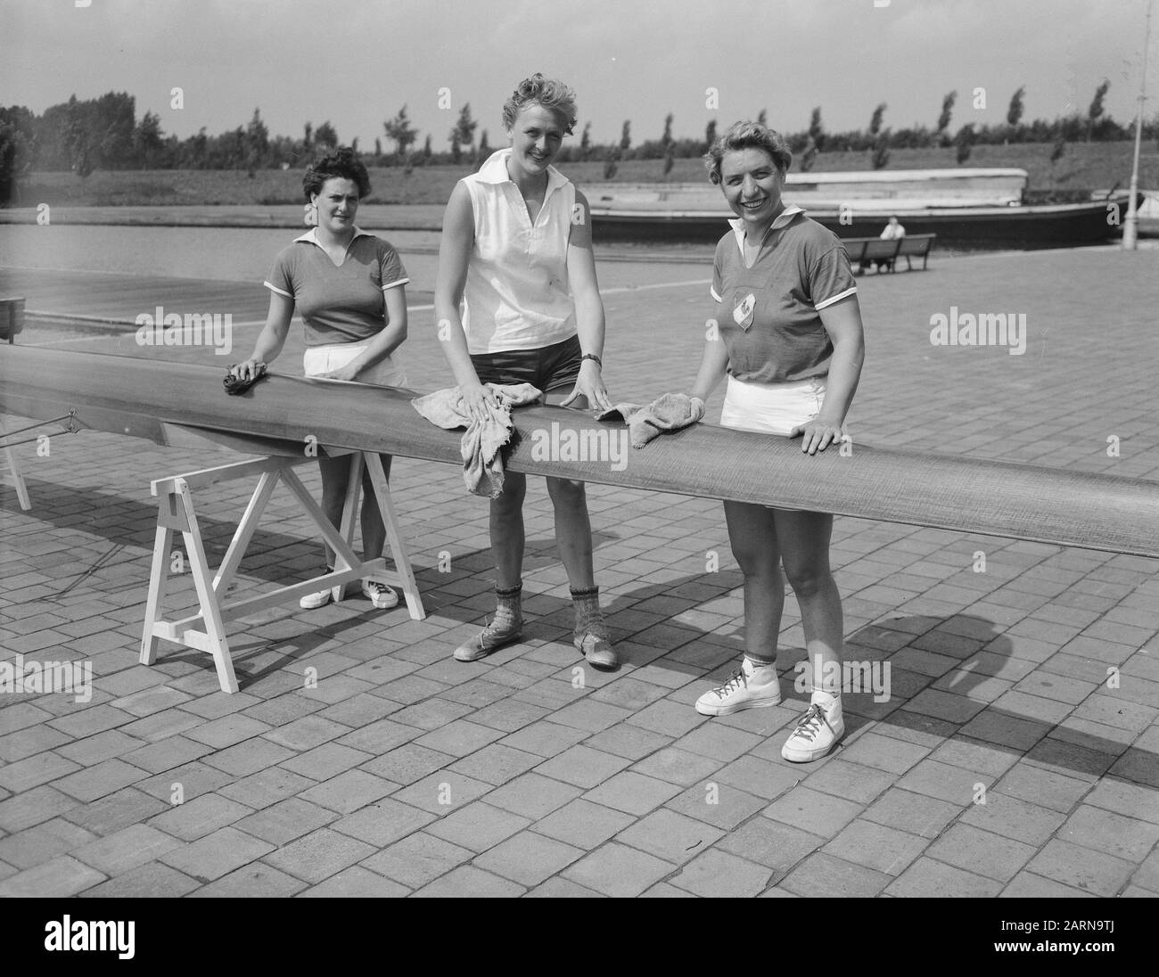 Dutch skiffeuse agnes reuter hi-res stock photography and images - Alamy