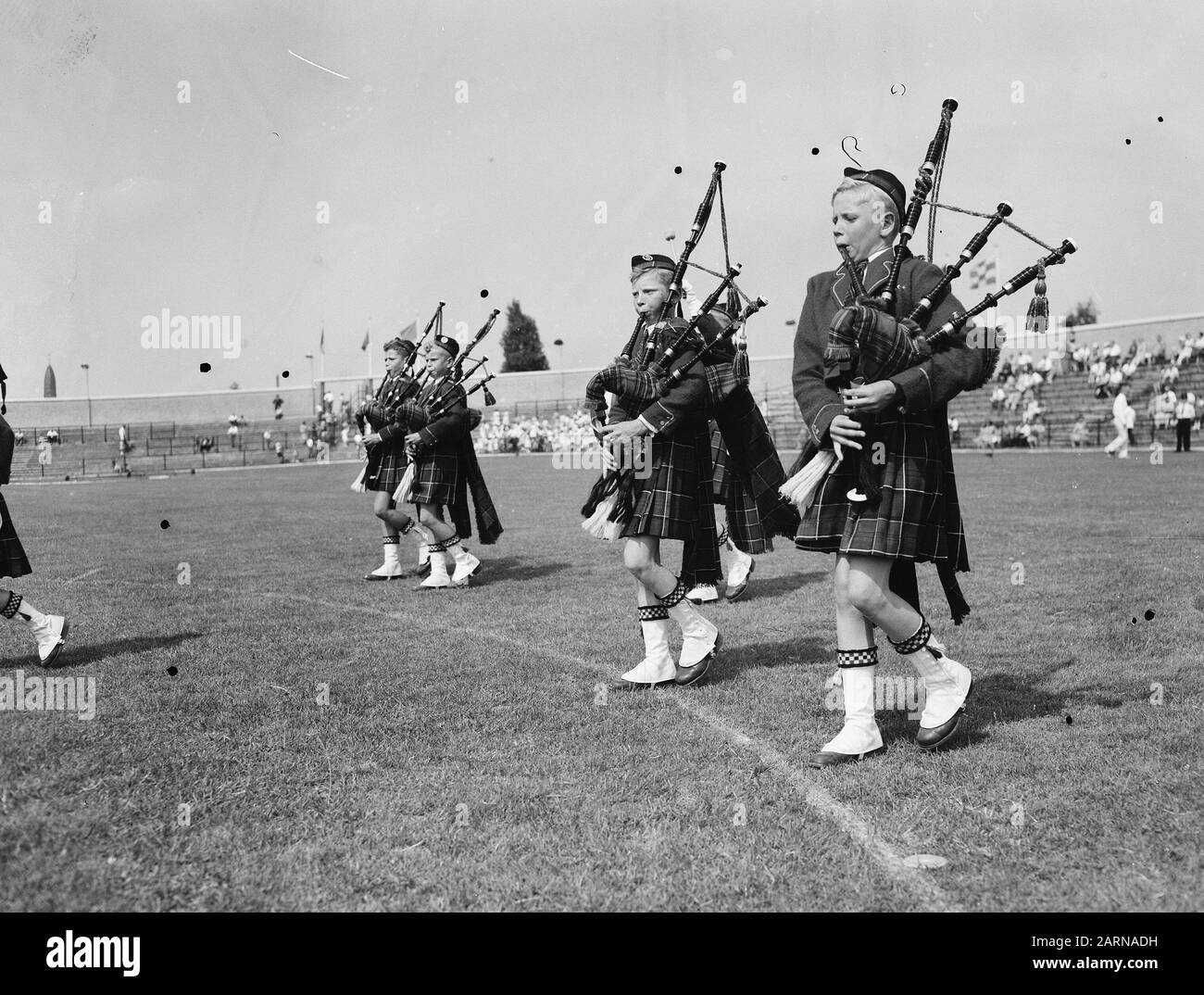 Historical party Date: 19 July 1955 Stock Photo - Alamy