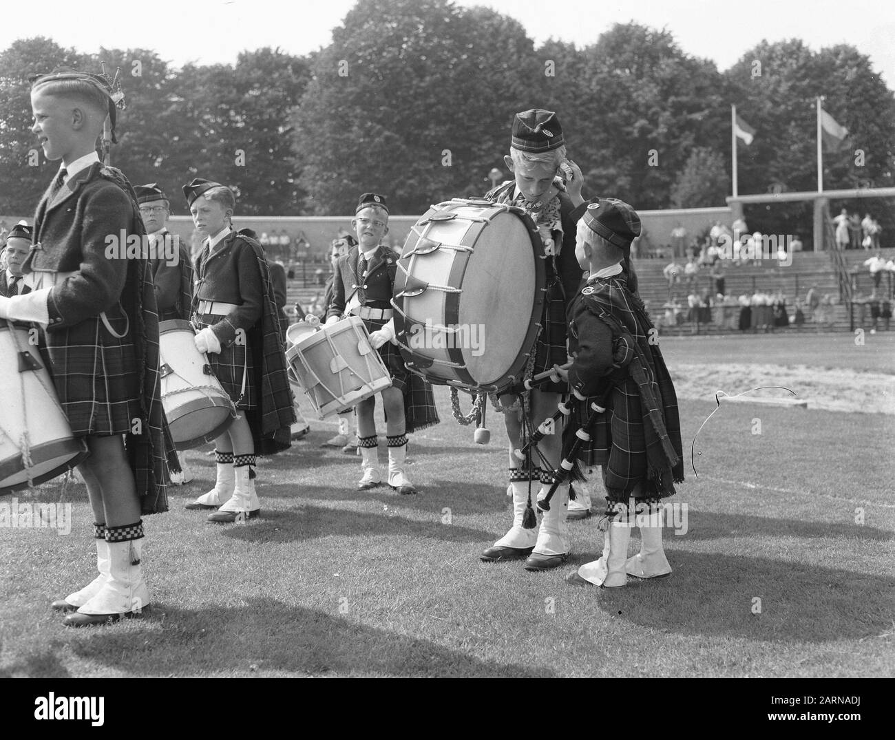 Historical party Date: 19 July 1955 Stock Photo - Alamy