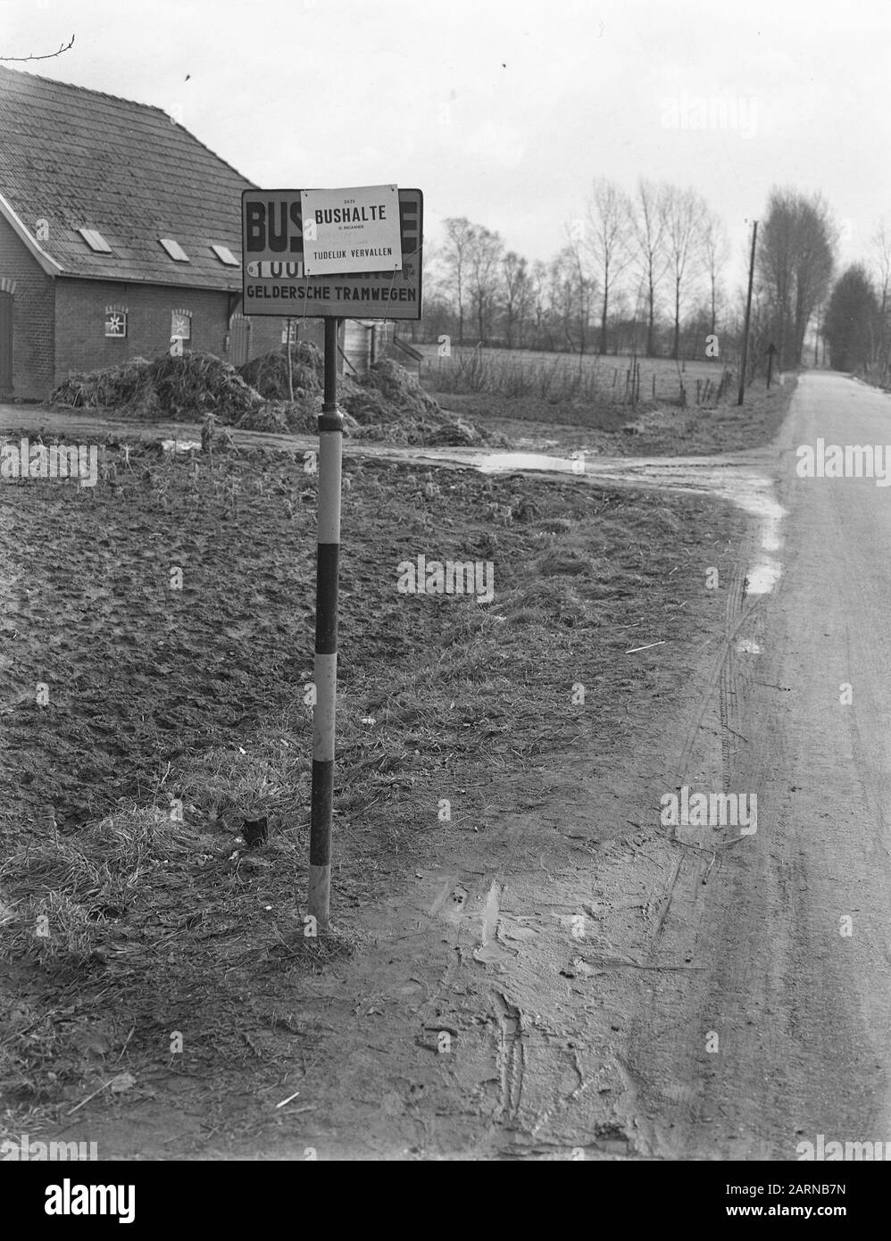 Warning closed public sign Black and White Stock Photos & Images - Alamy