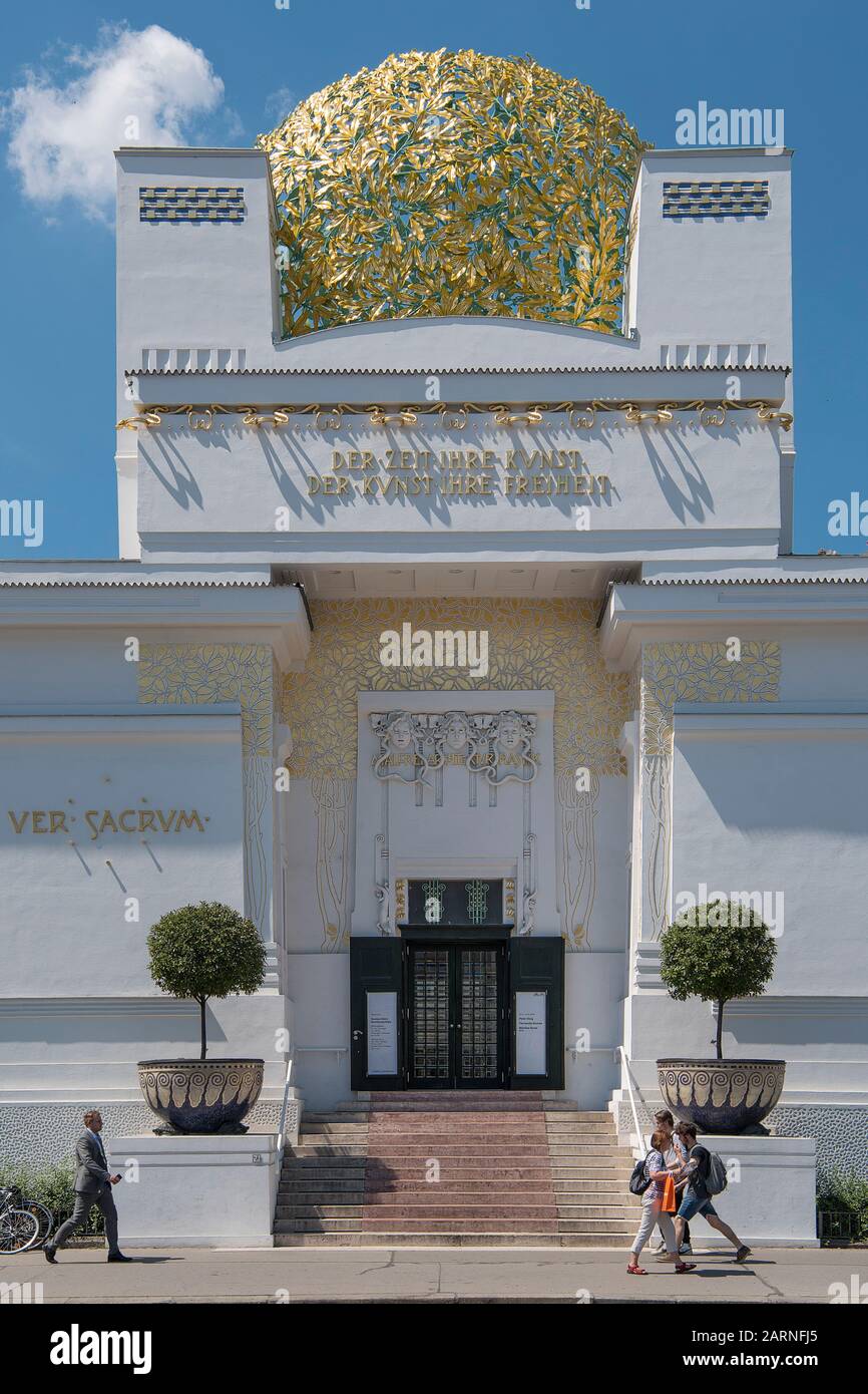 Joseph maria olbrich secession building hi-res stock photography and ...