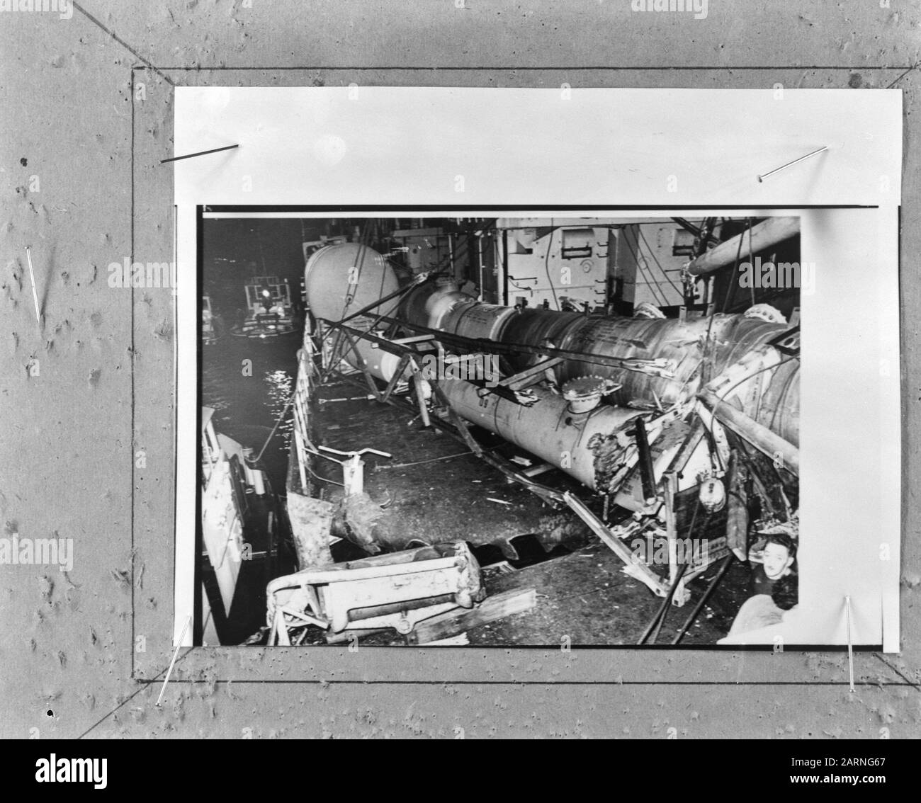 Ship collision hi-res stock photography and images - Alamy