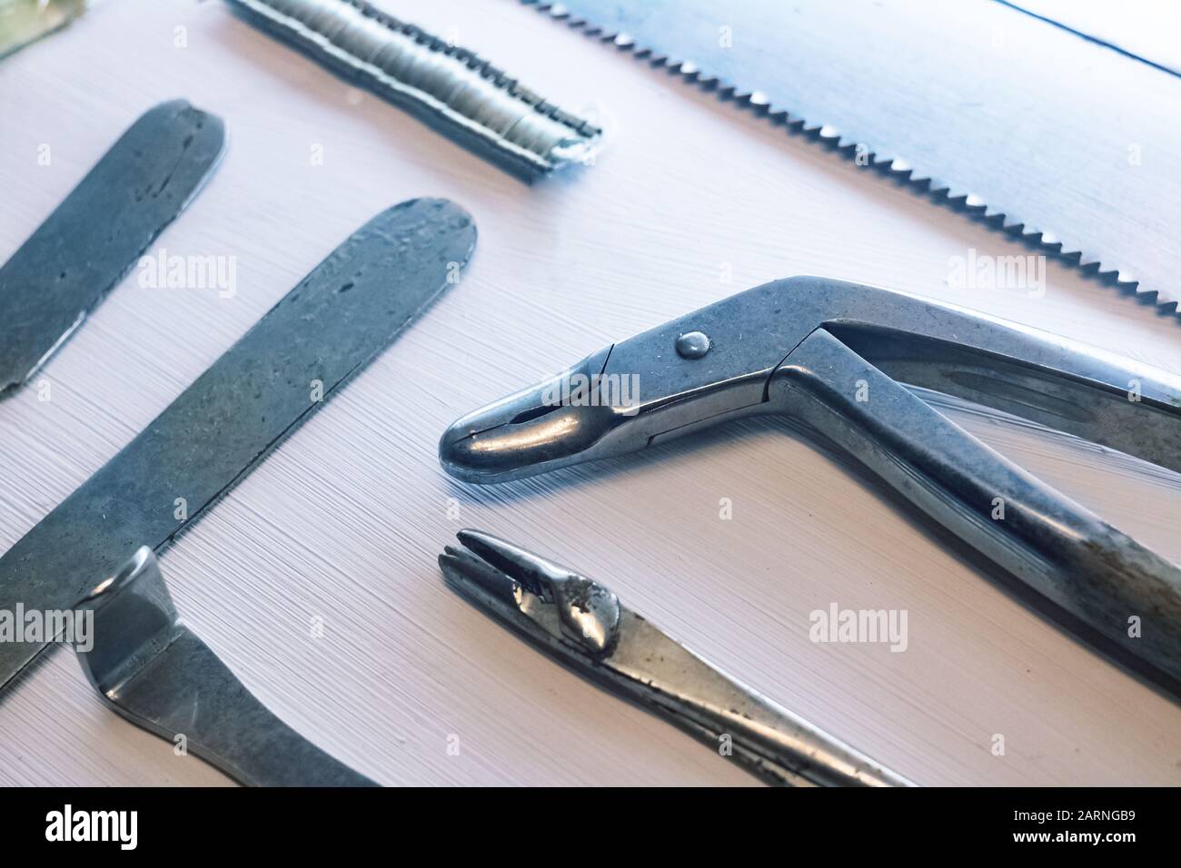 Vintage surgical device hi-res stock photography and images - Alamy