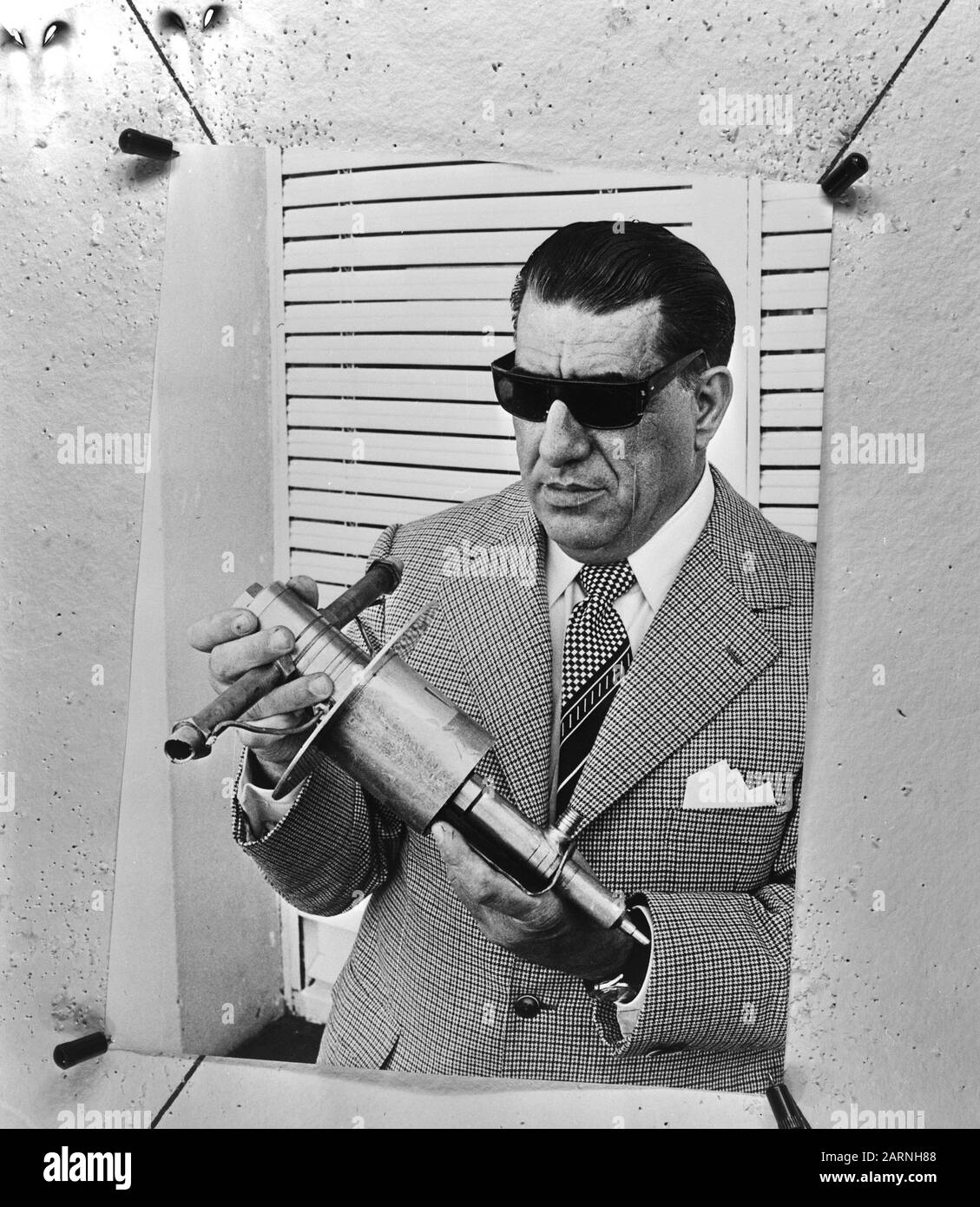 Inventor (Spain) shows new engine Date: July 3, 1973 Location: Spain ...