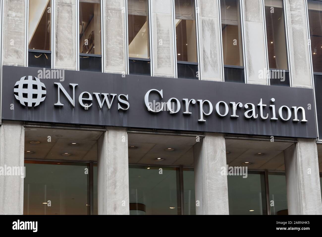 News corporation headquarters building hi-res stock photography and ...