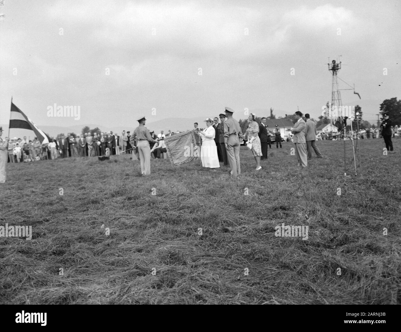 Flag ceremony 1942 hi-res stock photography and images - Alamy