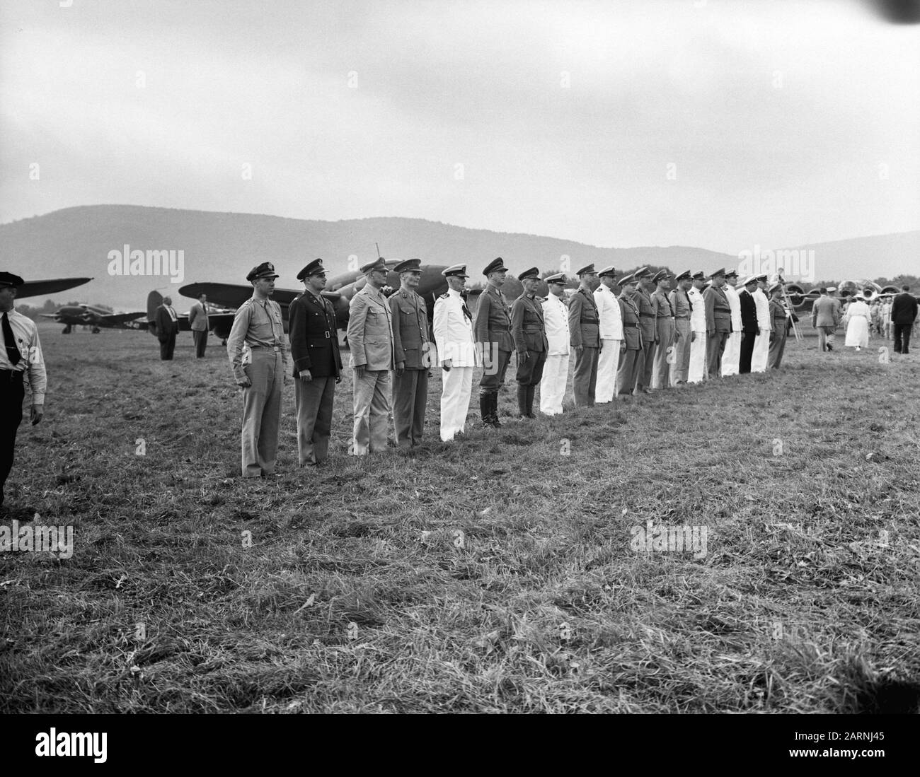 Queen's award flag hi-res stock photography and images - Alamy