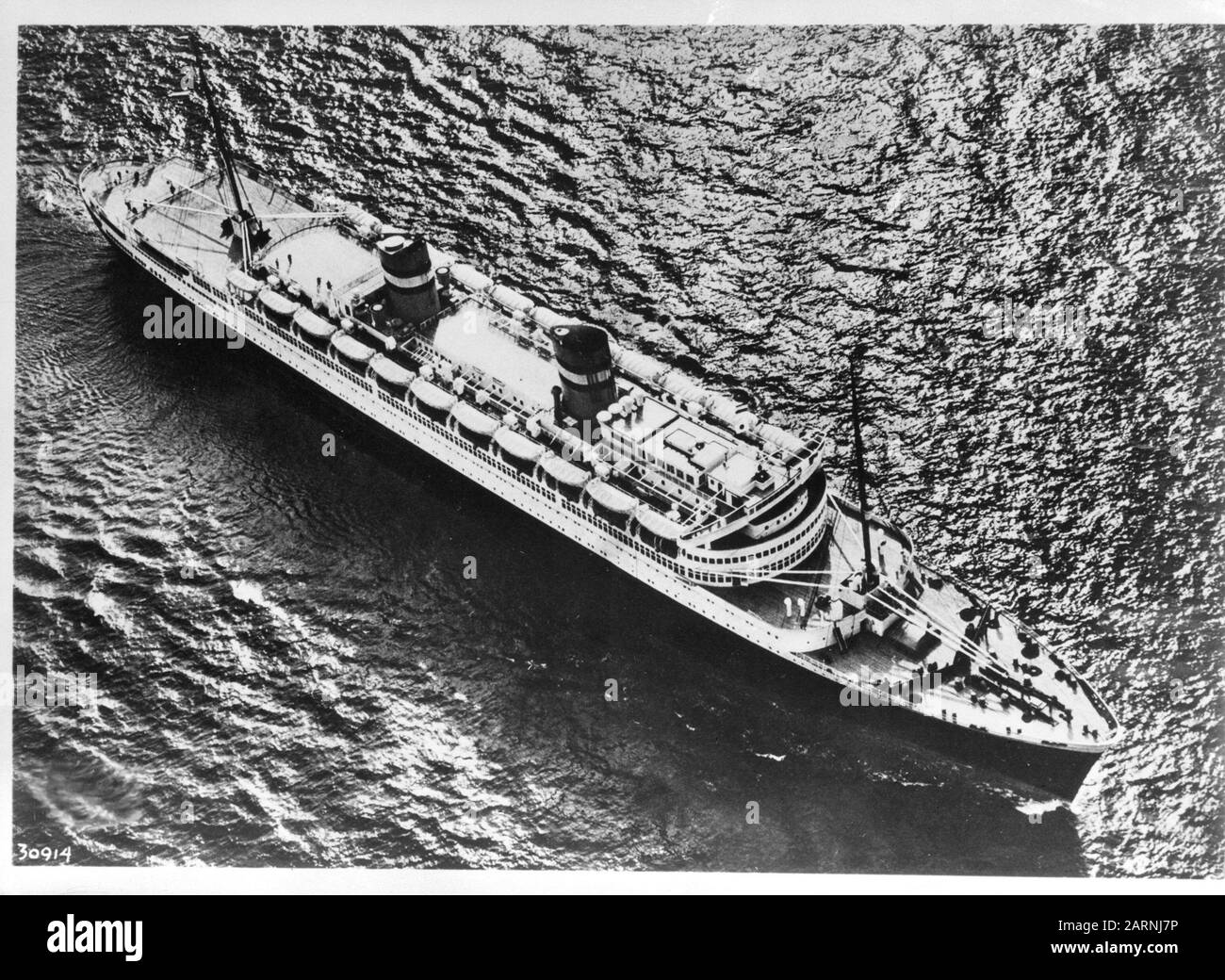 SS. New Amsterdam Date: {1940-1945} Keywords: navy, passenger ships ...
