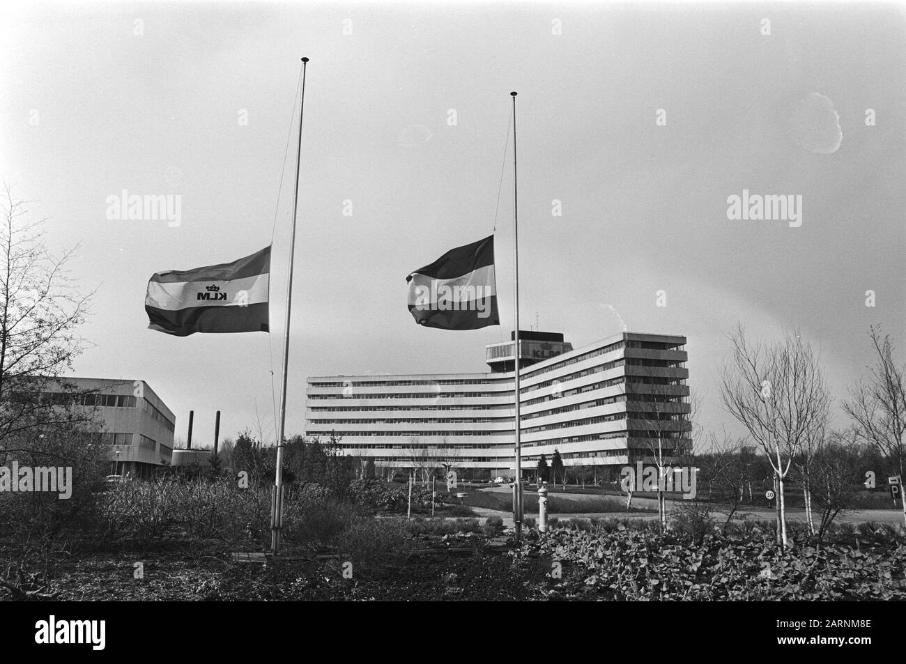 Flying gramp on Tenerife with a KLM aircraft Flags Halfstick for KLM ...