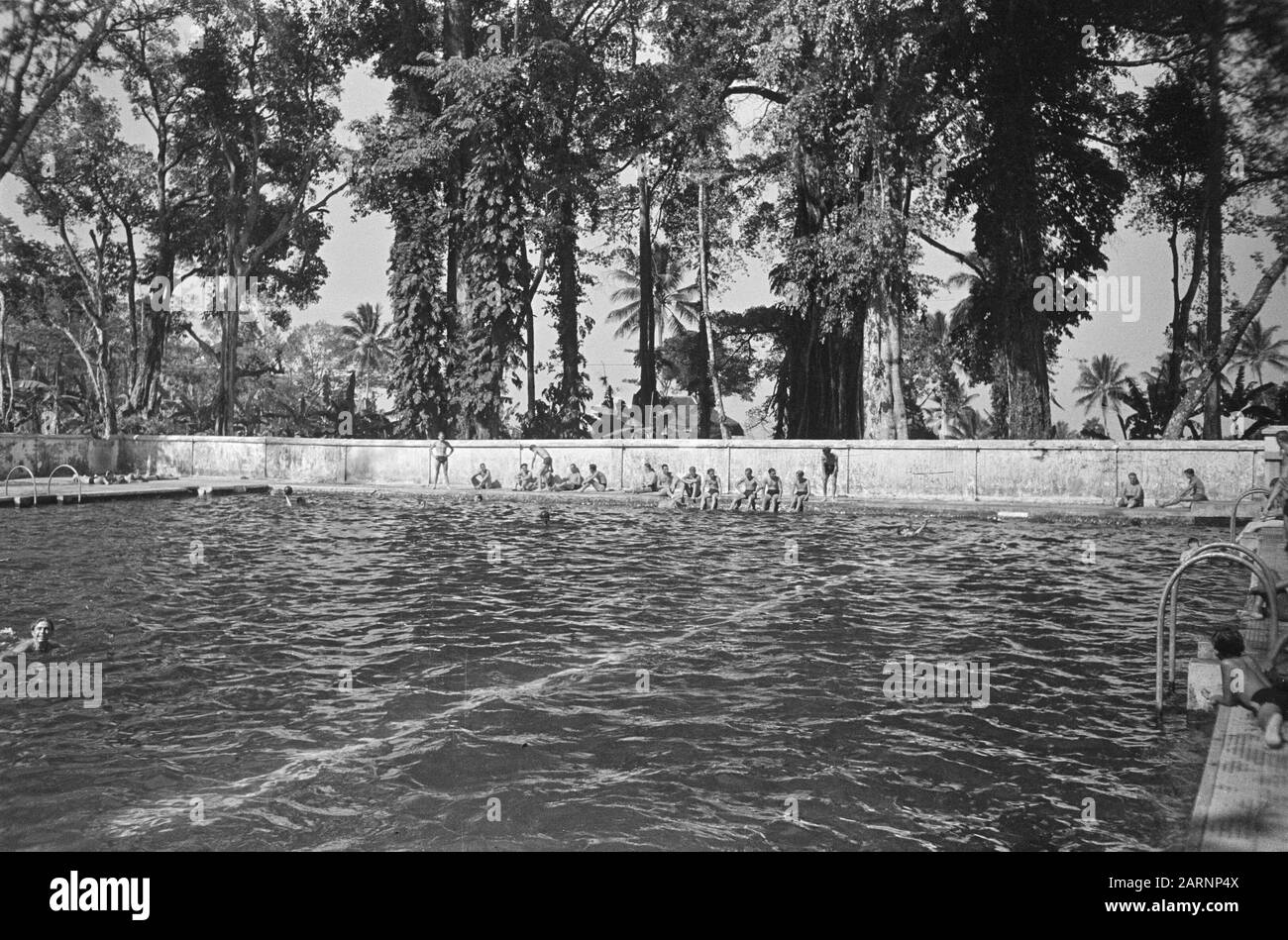 Swimming Pool Date: 1949/01/01 Location: Indonesia, Dutch East Indies ...