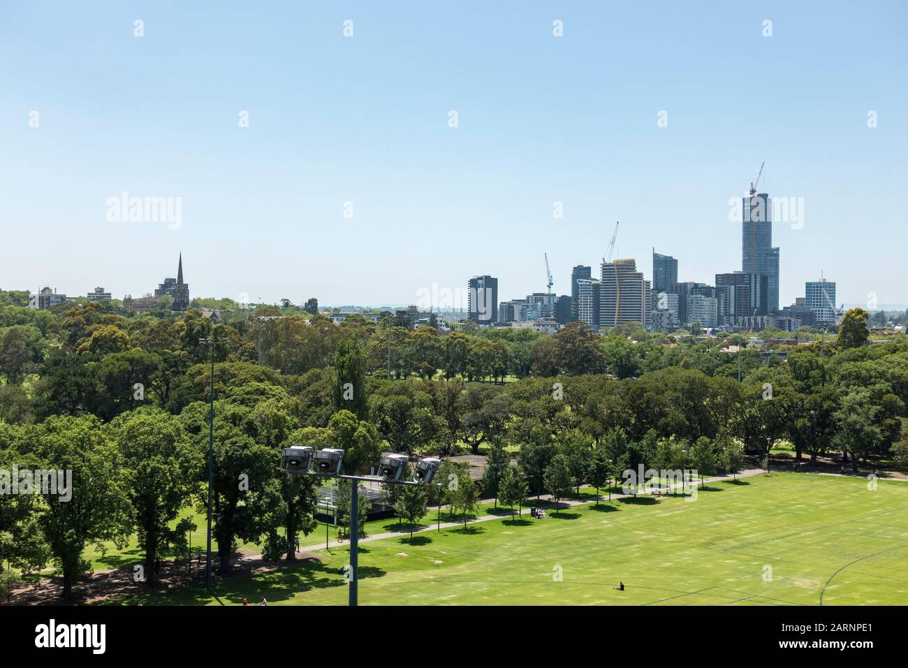 View over Fawkner Park, Melbourne, towards the South Yarra skyline ...