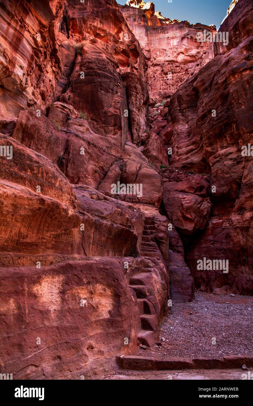 Stairway in ancient city of Petra Stock Photo - Alamy
