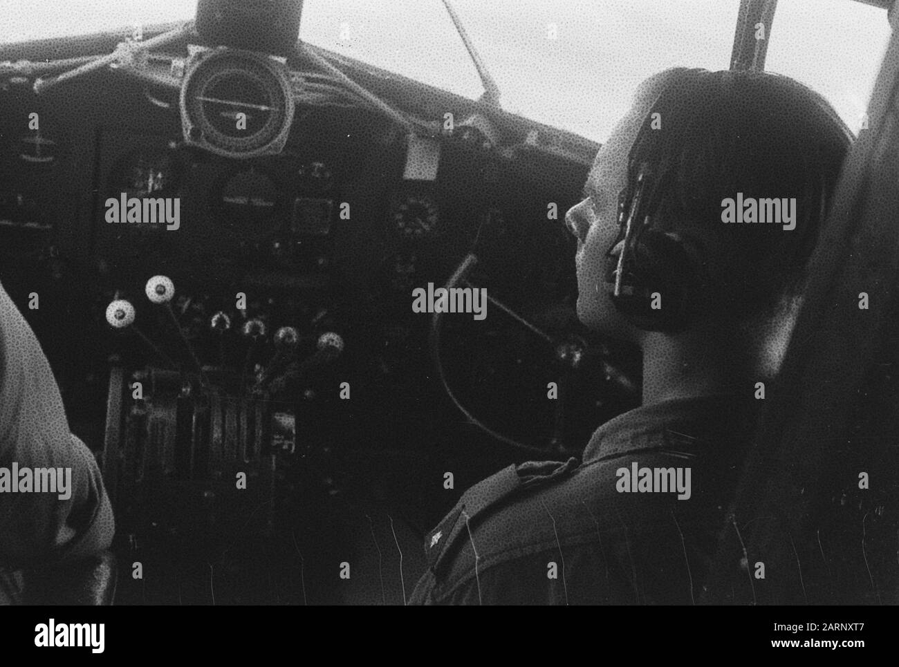 Cockpit operation Black and White Stock Photos & Images - Alamy