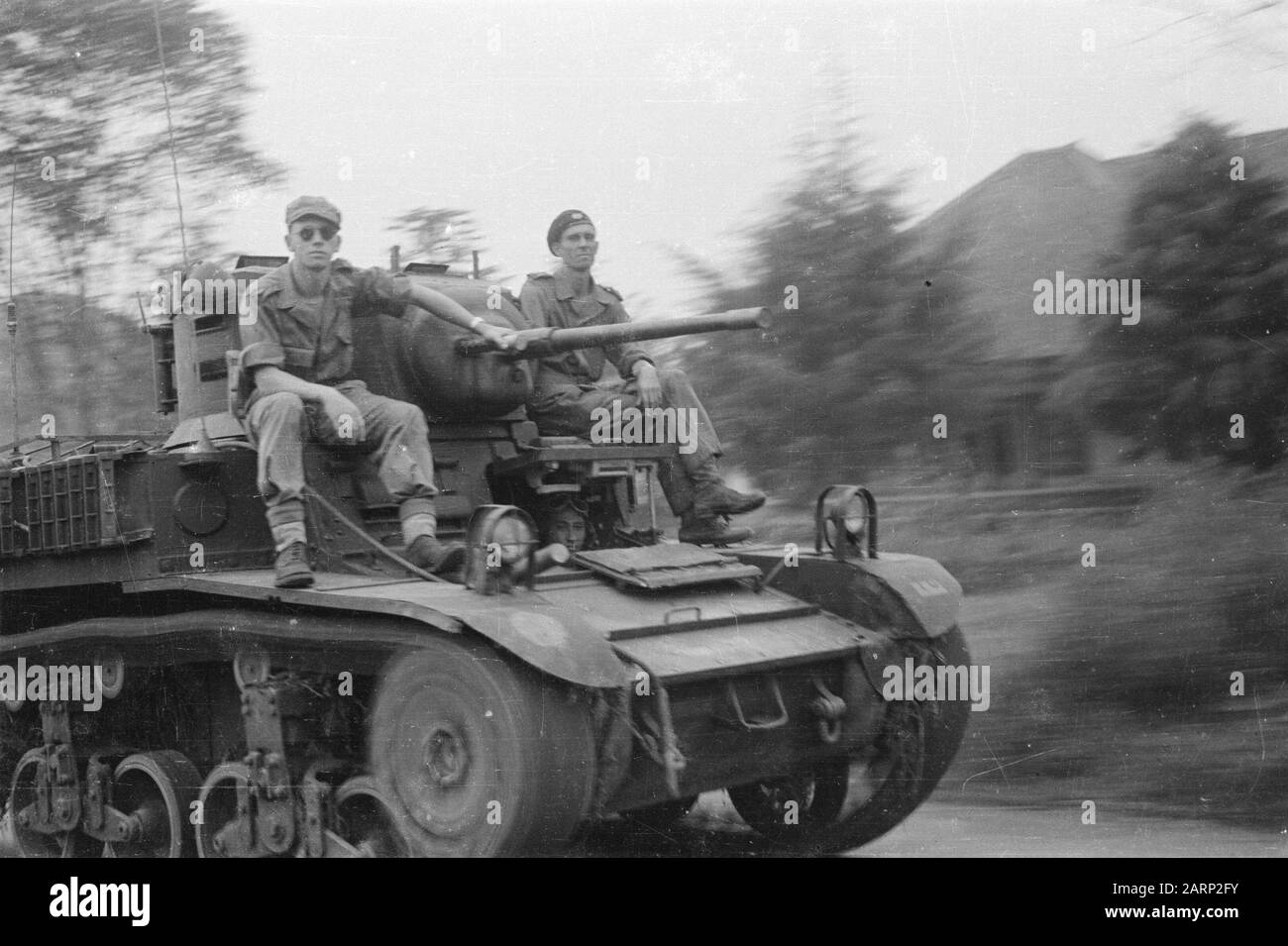 [Stuart tank with crew] Date: april 1947 Location: Indonesia, Dutch ...