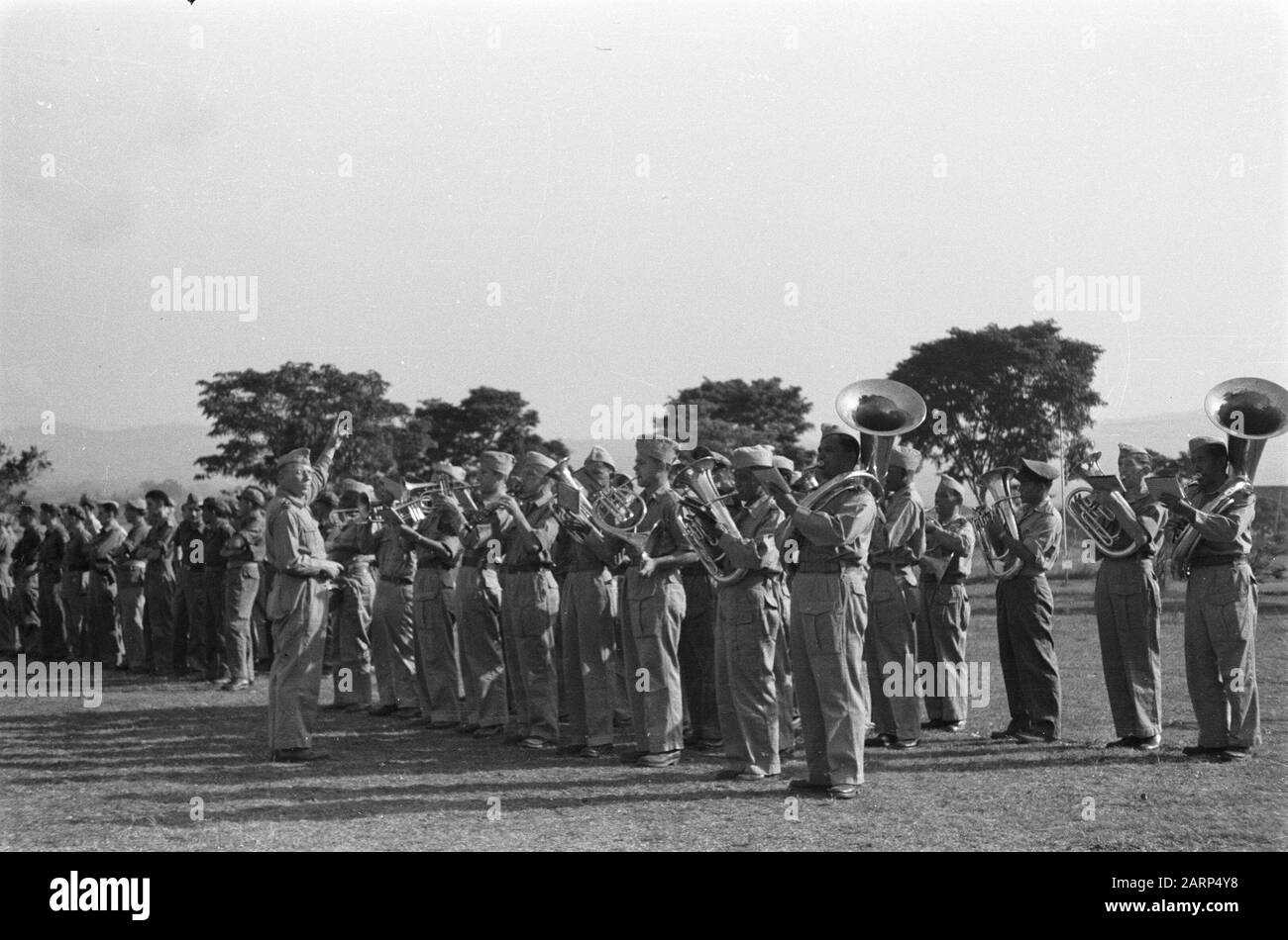 Major music event Black and White Stock Photos & Images - Alamy