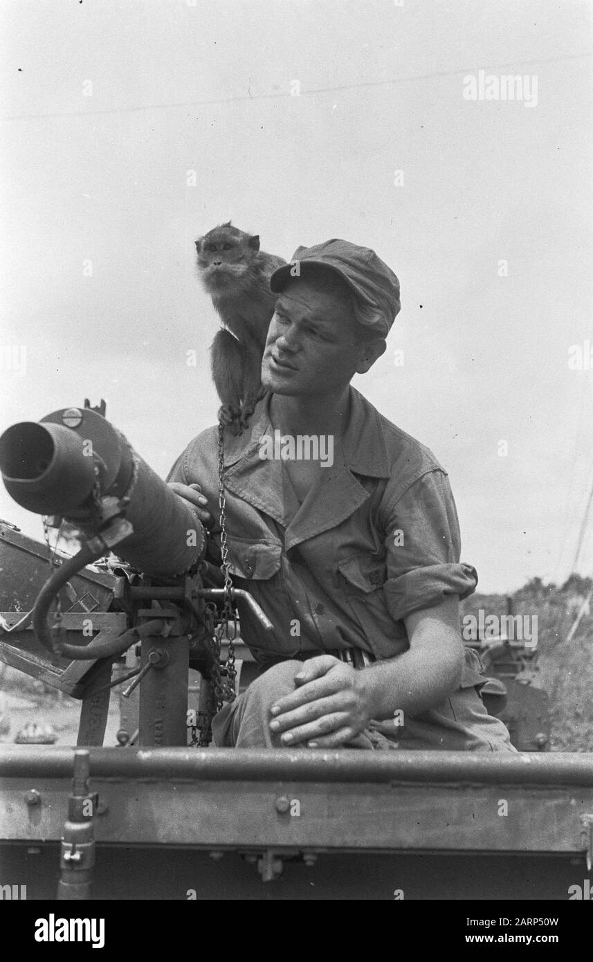Machine gun on a jeep hi-res stock photography and images - Alamy