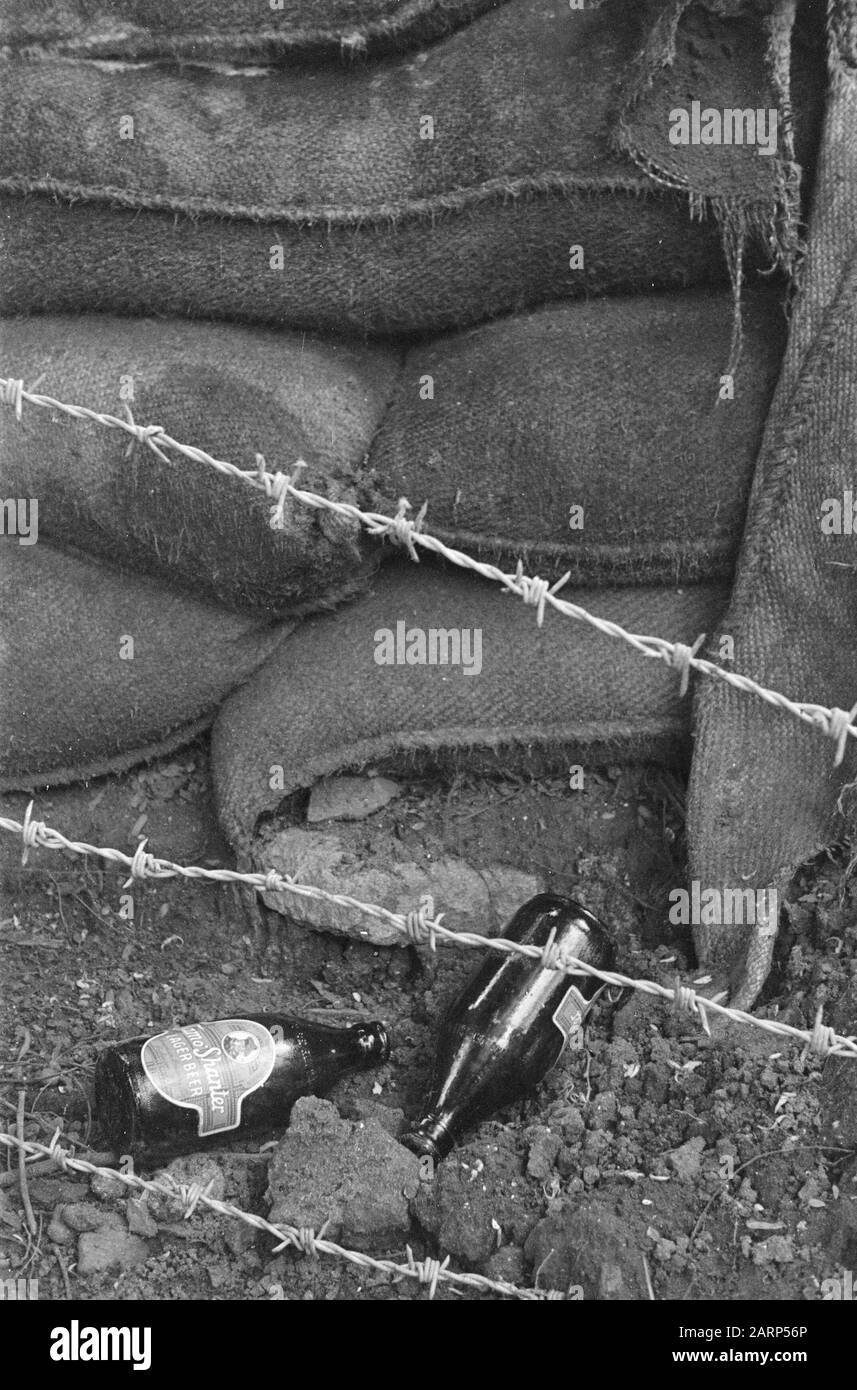 Barbed wire artifacts hi-res stock photography and images - Alamy