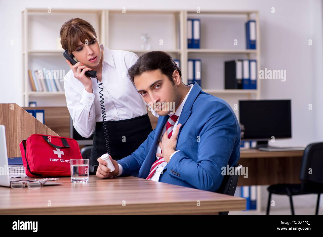 Heart attack first aid office hi-res stock photography and images - Alamy