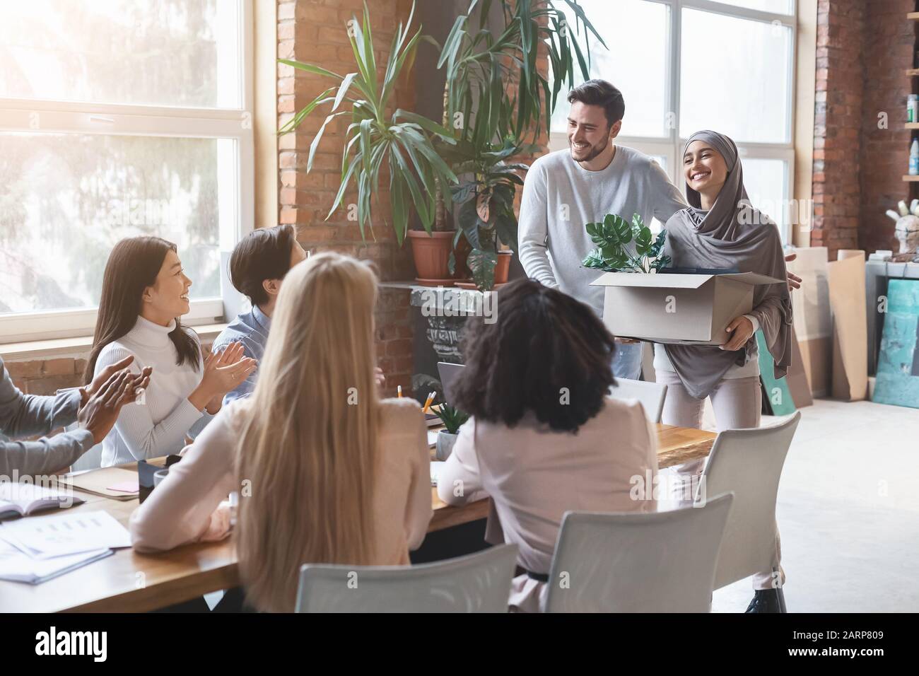 Newcomer office hi-res stock photography and images - Alamy