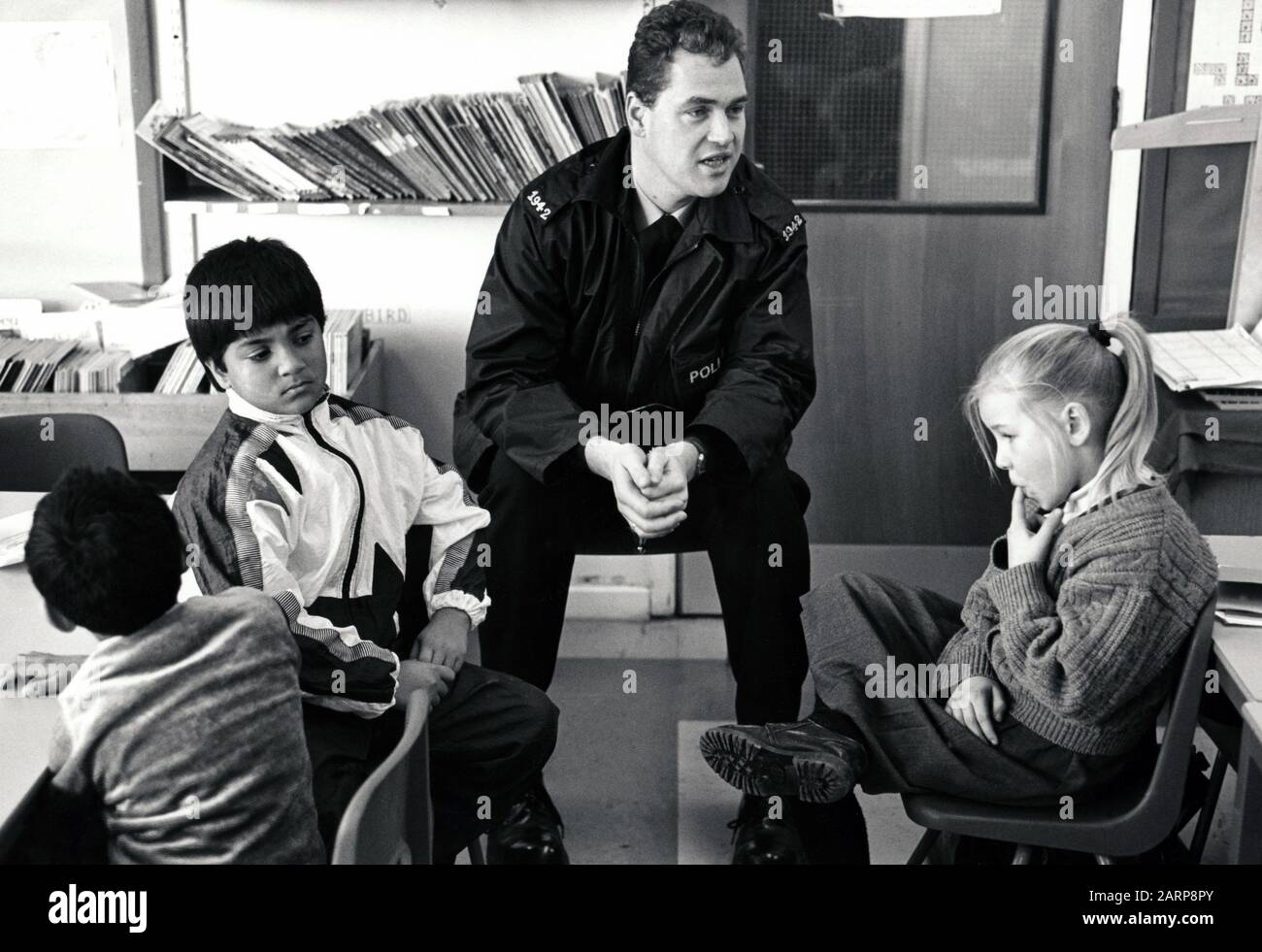 Policeman visiting Arkwright primary school, Derbyshire UK 1992 Stock ...