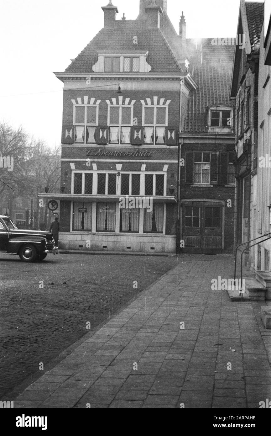 City pedestrians cars buildings Black and White Stock Photos & Images ...