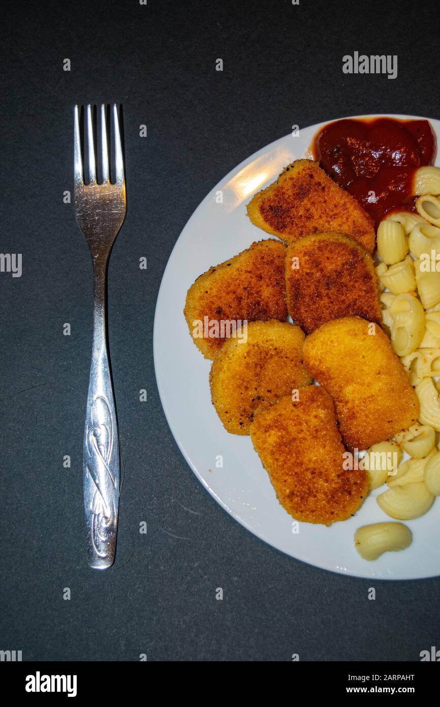 Chicken nugget dipping hi-res stock photography and images - Alamy