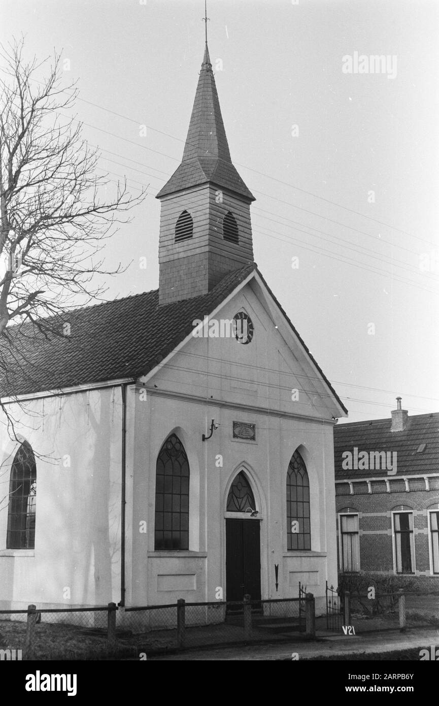 Land plots, houses, churches Date: February 1954 Location: Bourtange ...