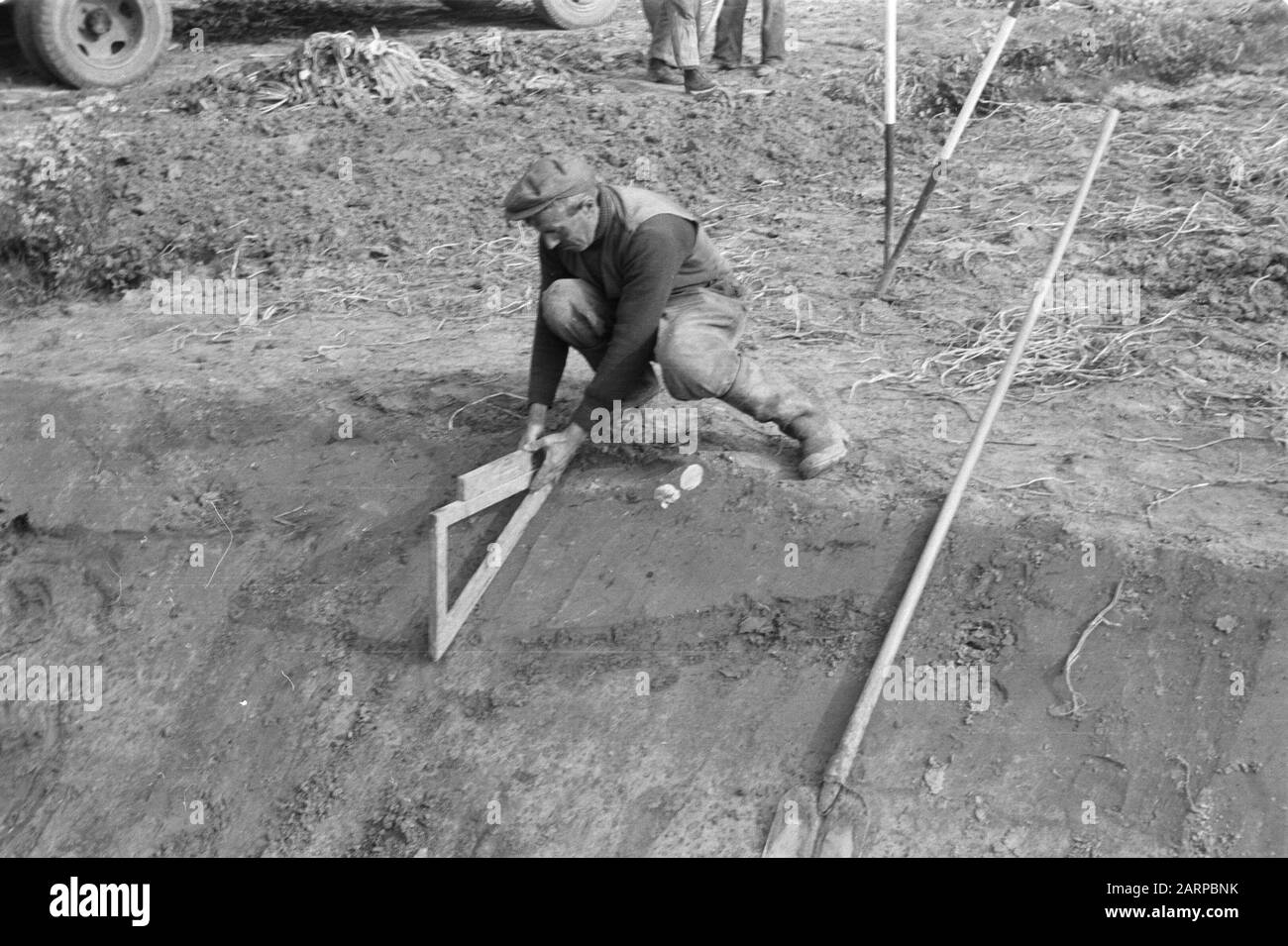 Angle of inclination hi-res stock photography and images - Alamy