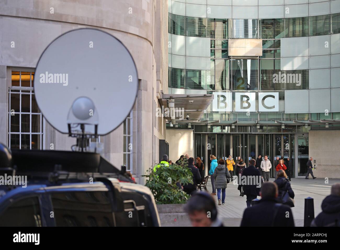 Cutting it bbc hi-res stock photography and images - Alamy