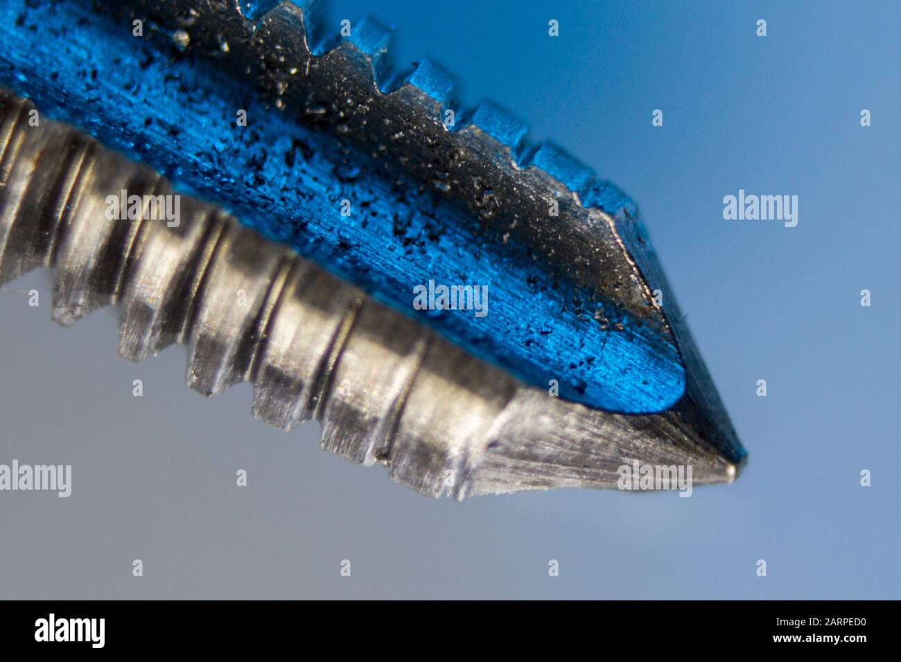 Thread groove hi-res stock photography and images - Alamy