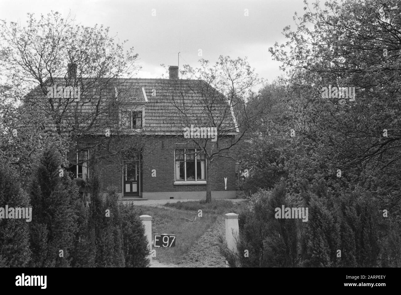 Fixed racks hi-res stock photography and images - Alamy