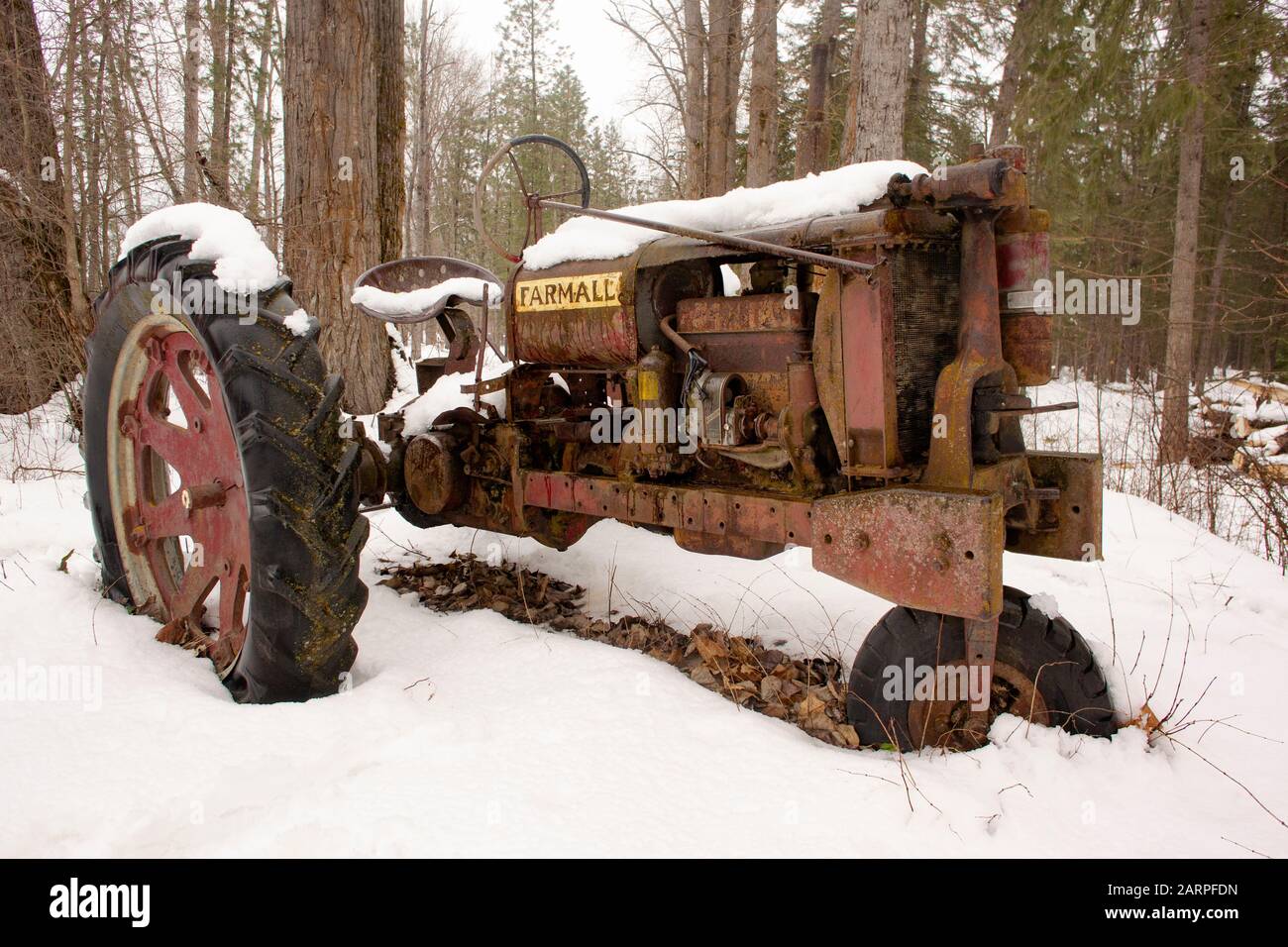 Gas powered farm tractor hi-res stock photography and images - Alamy