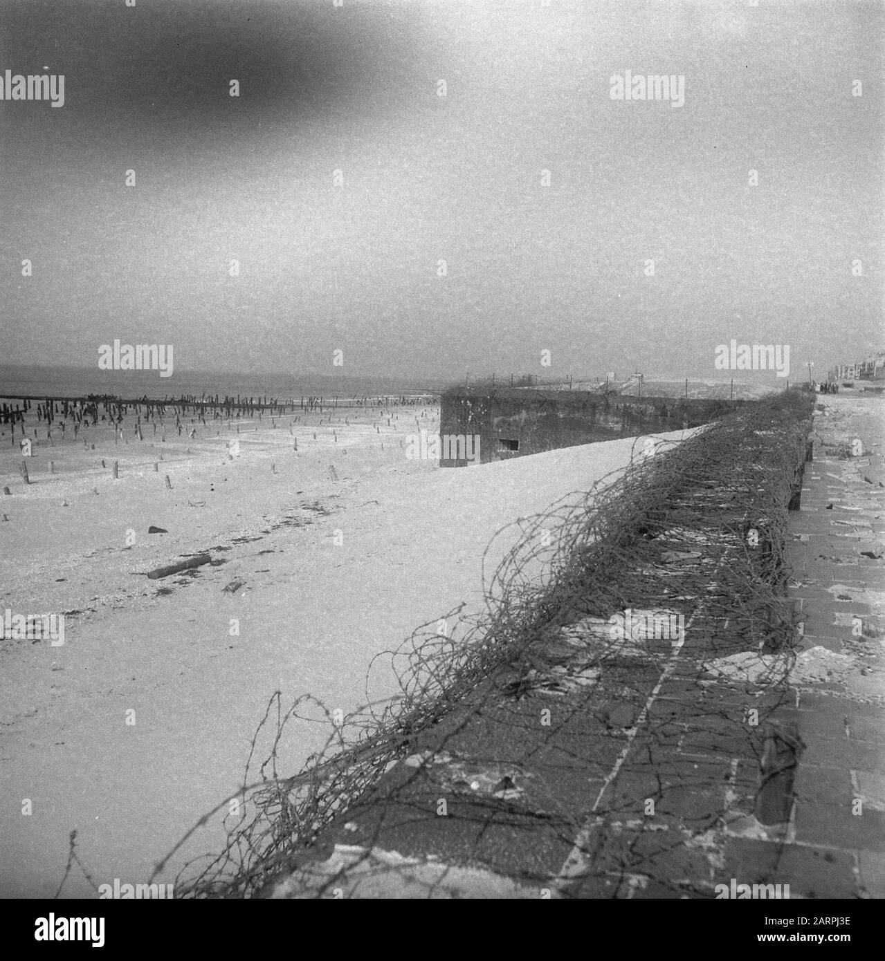 Beach defenses Black and White Stock Photos & Images - Alamy