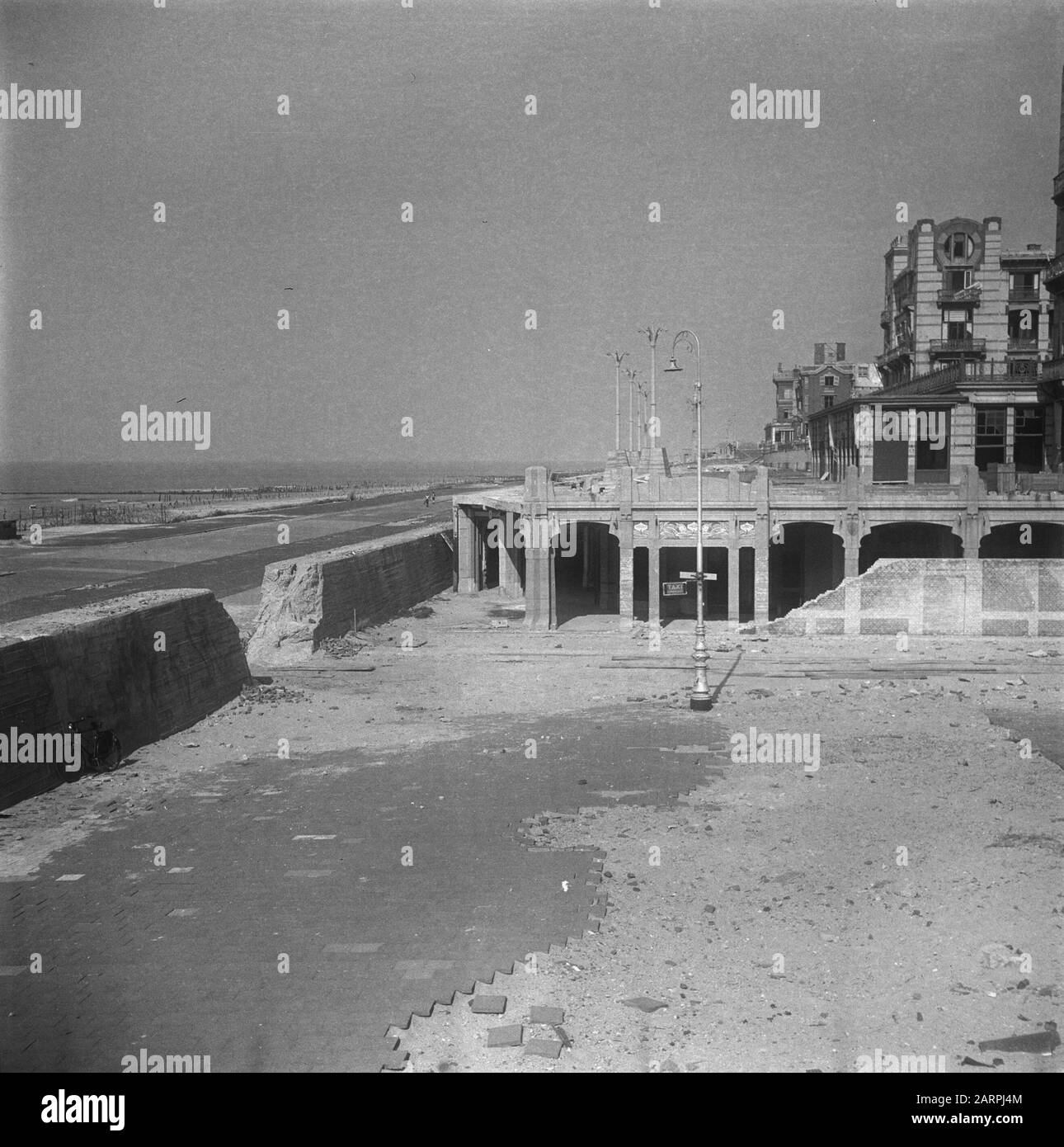 The nazi occupation of holland ww2 Black and White Stock Photos ...