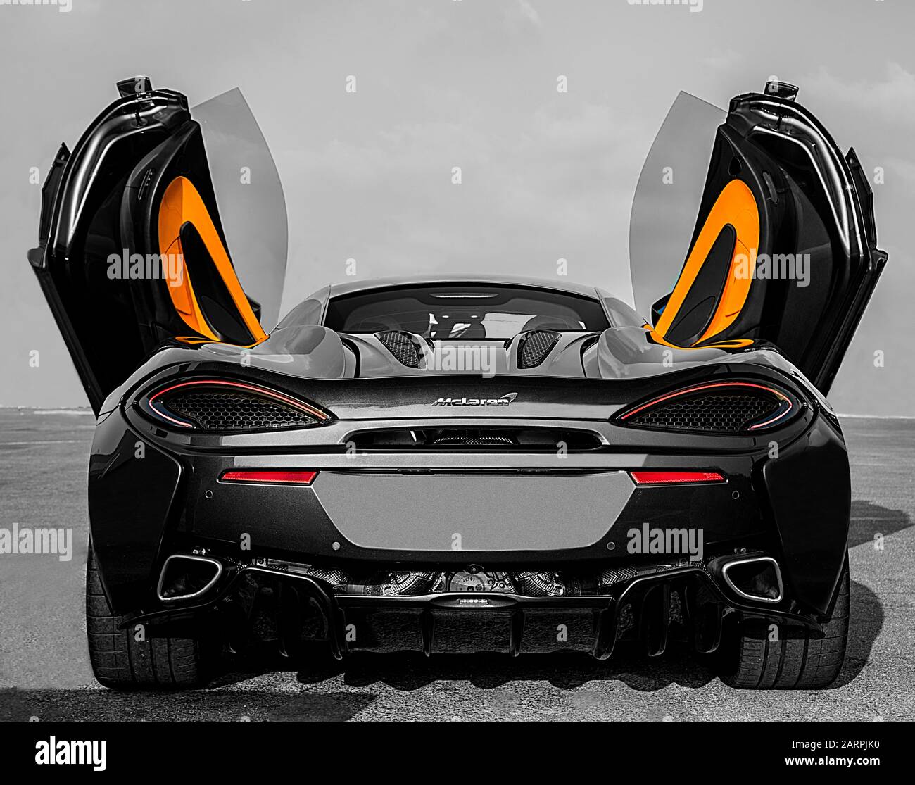 Mclaren logo hi-res stock photography and images - Alamy